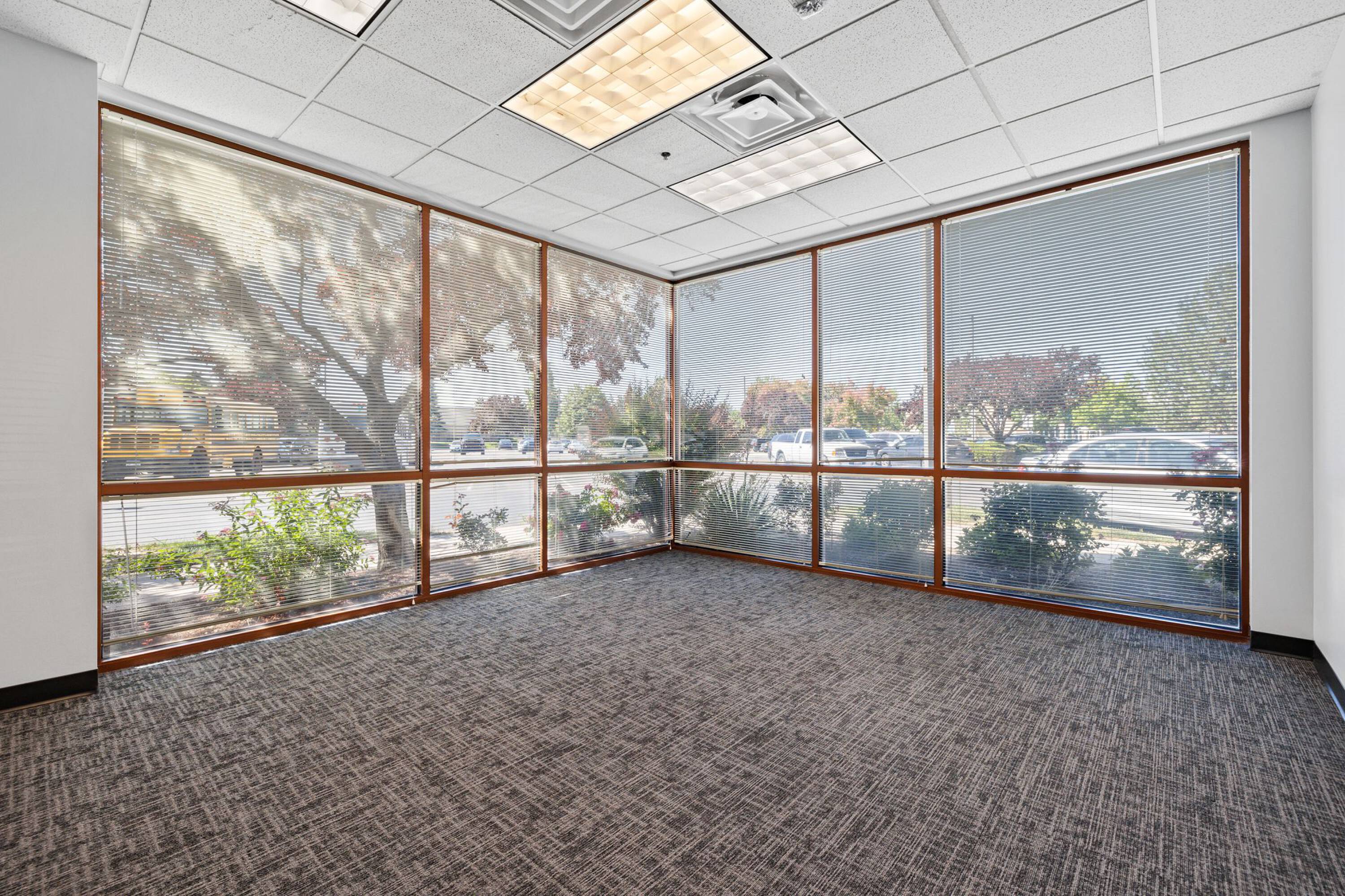 6074 N Discovery Wy, Boise, ID 83713 | Crexi.com
