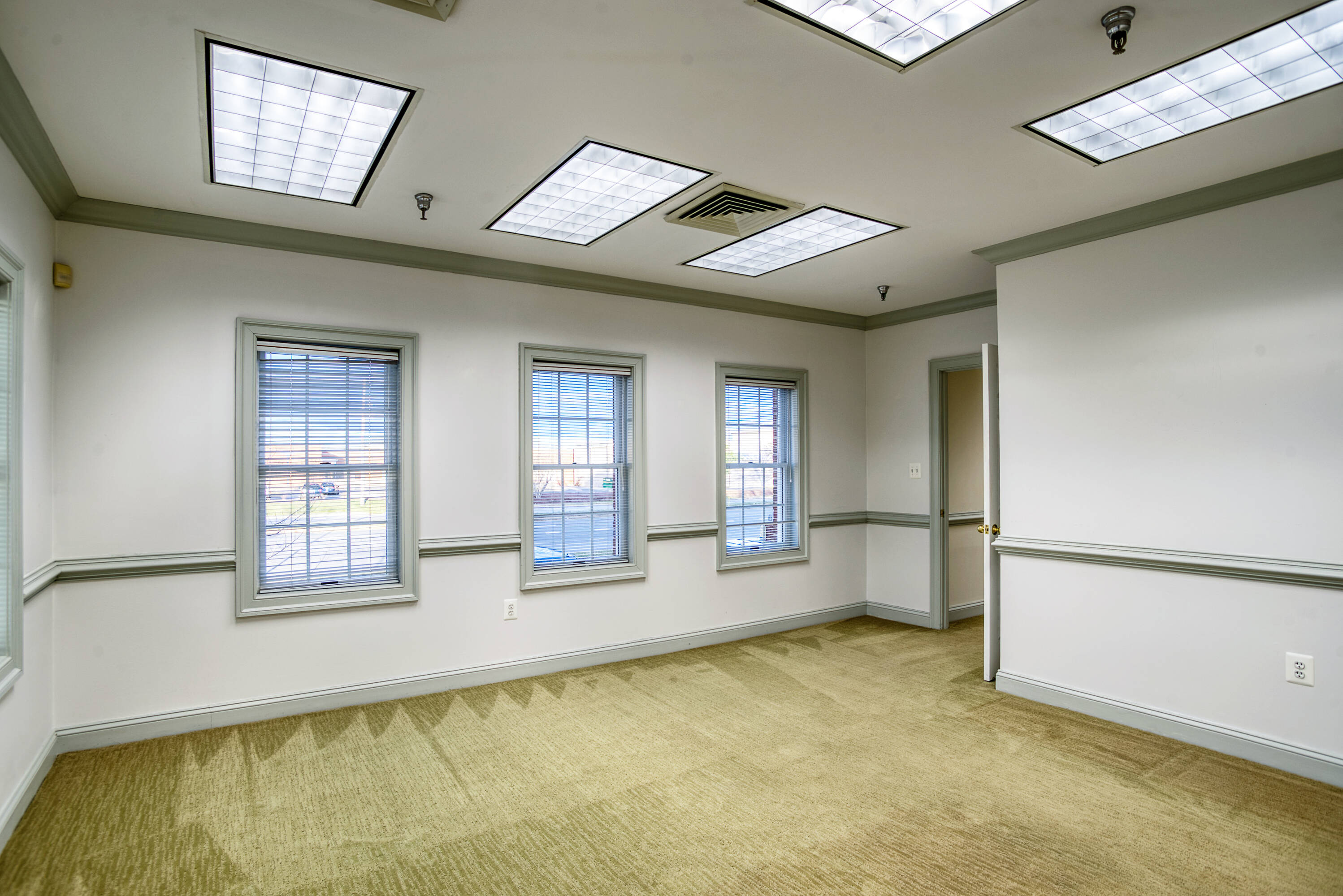 11705 Berry Rd, Waldorf, MD 20603 | Crexi.com