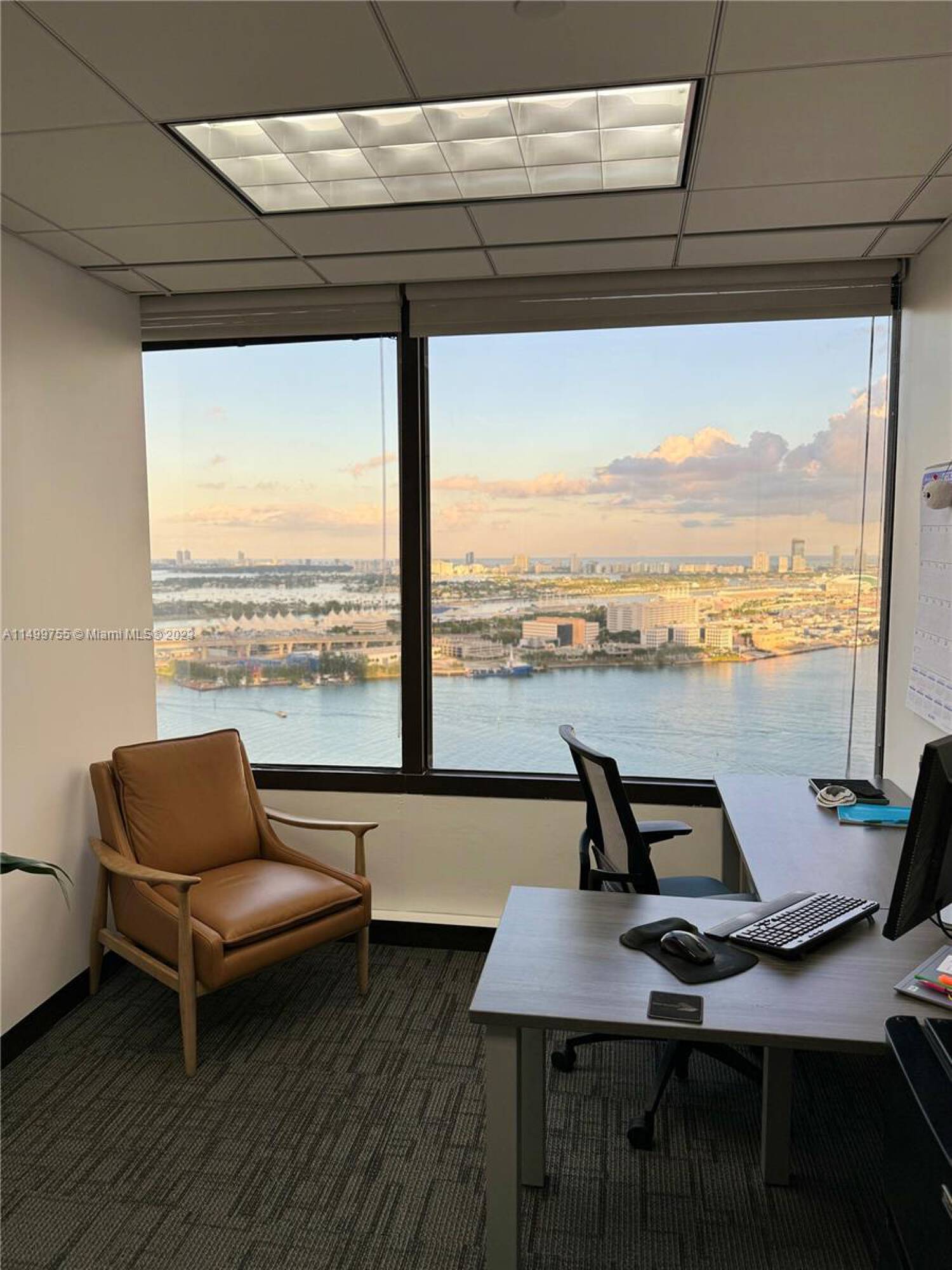 2 S Biscayne Blvd # 3200, Miami, FL 33131 | Crexi.com