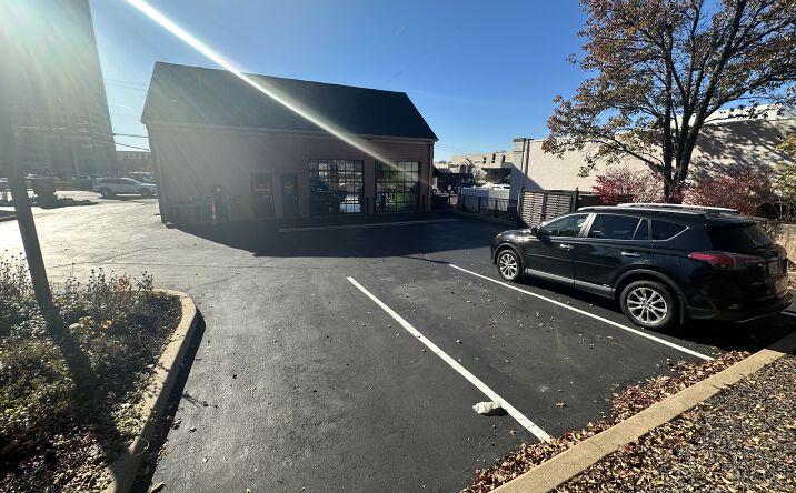 8061 Clayton Rd, Clayton, MO 63105 | Crexi.com