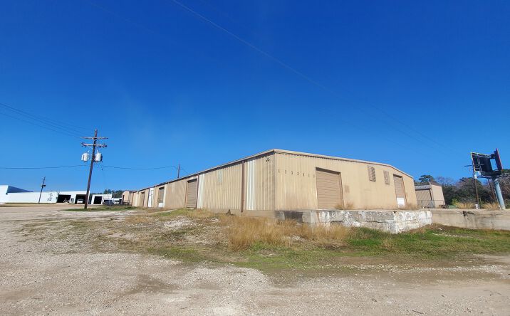 11737 TX-75, Willis, TX 77378 | Crexi.com