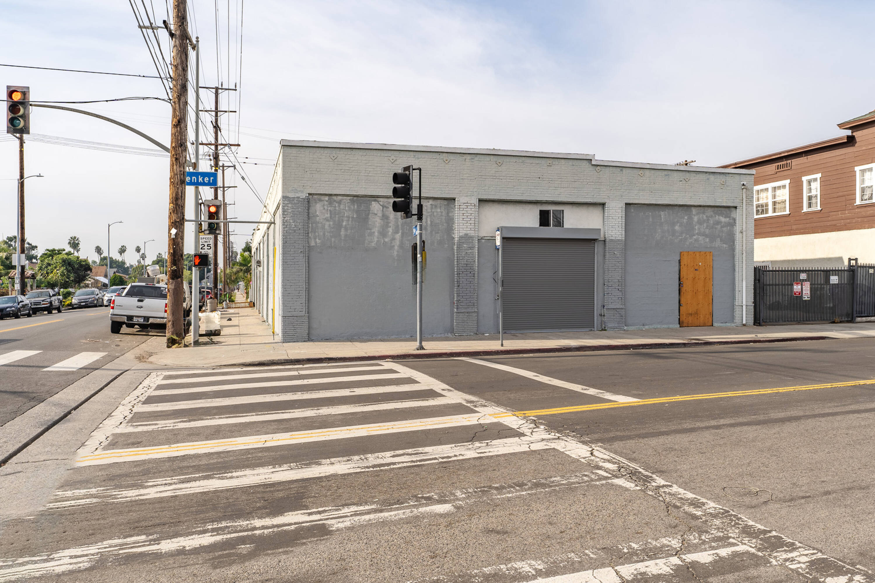 1607 W 54th St, Los Angeles, CA 90062 | Crexi.com