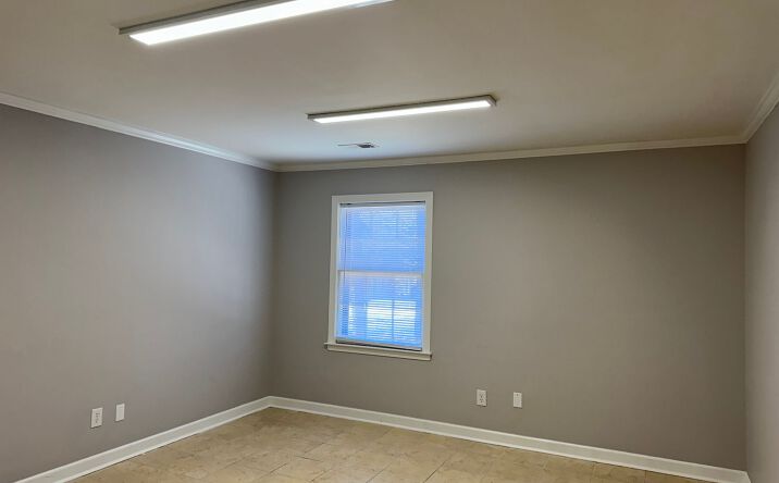 1027 S Yates Rd, Memphis, TN 38119 | Crexi.com