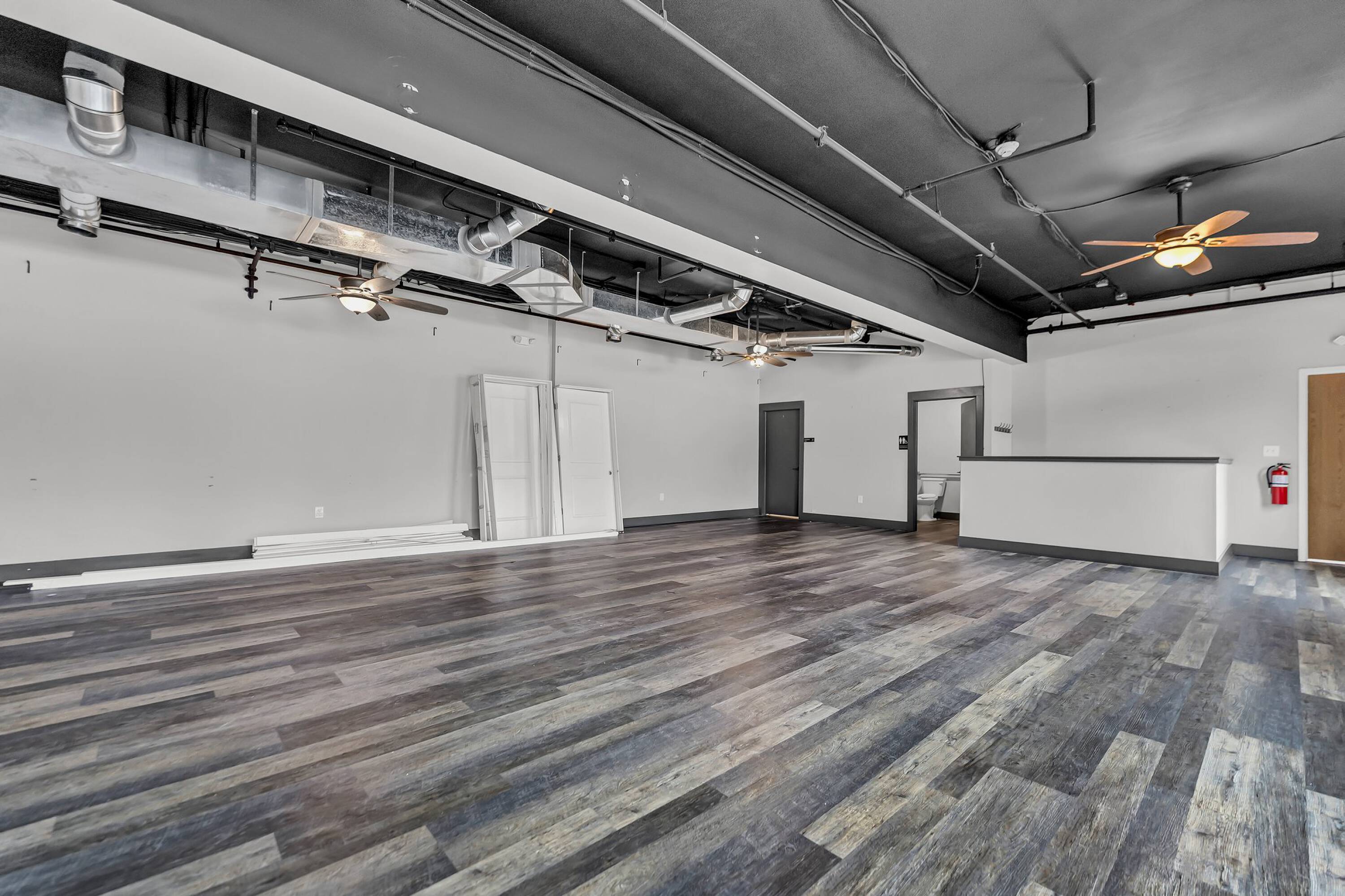 8825 SHERIDAN DR Buffalo NY 14221-6362 APN: 70.12-3-5 | Crexi.com