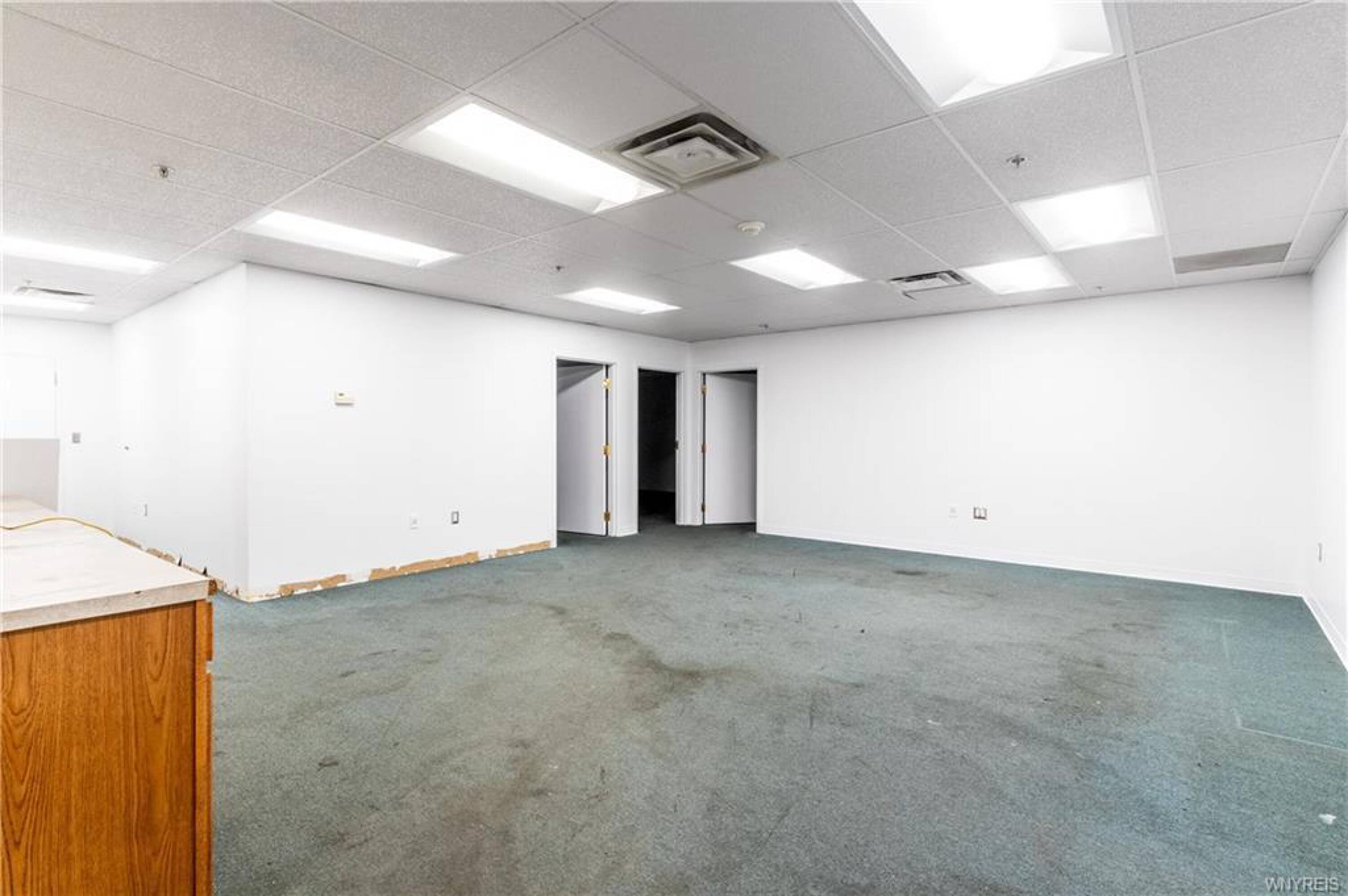 1885 Harlem Rd, Buffalo, NY 14212 | Crexi.com