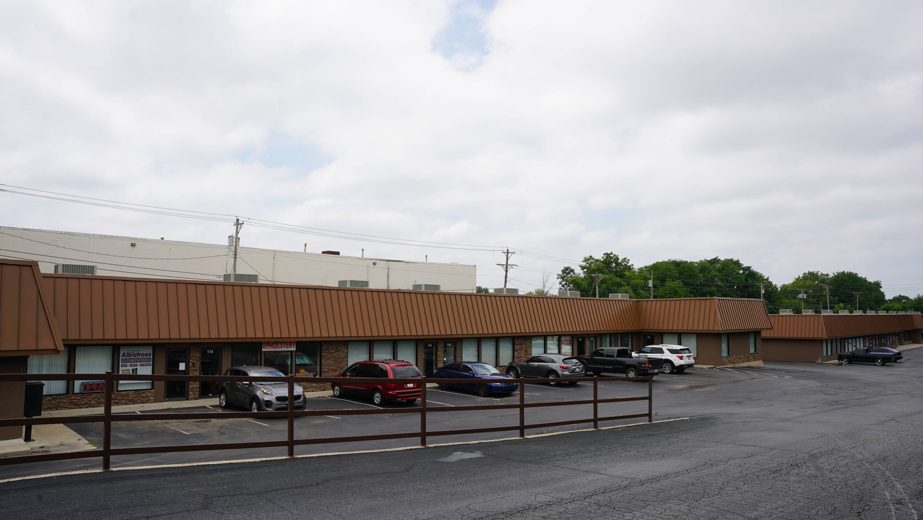 1600 S Noland Rd, Independence, MO 64055 | Crexi.com