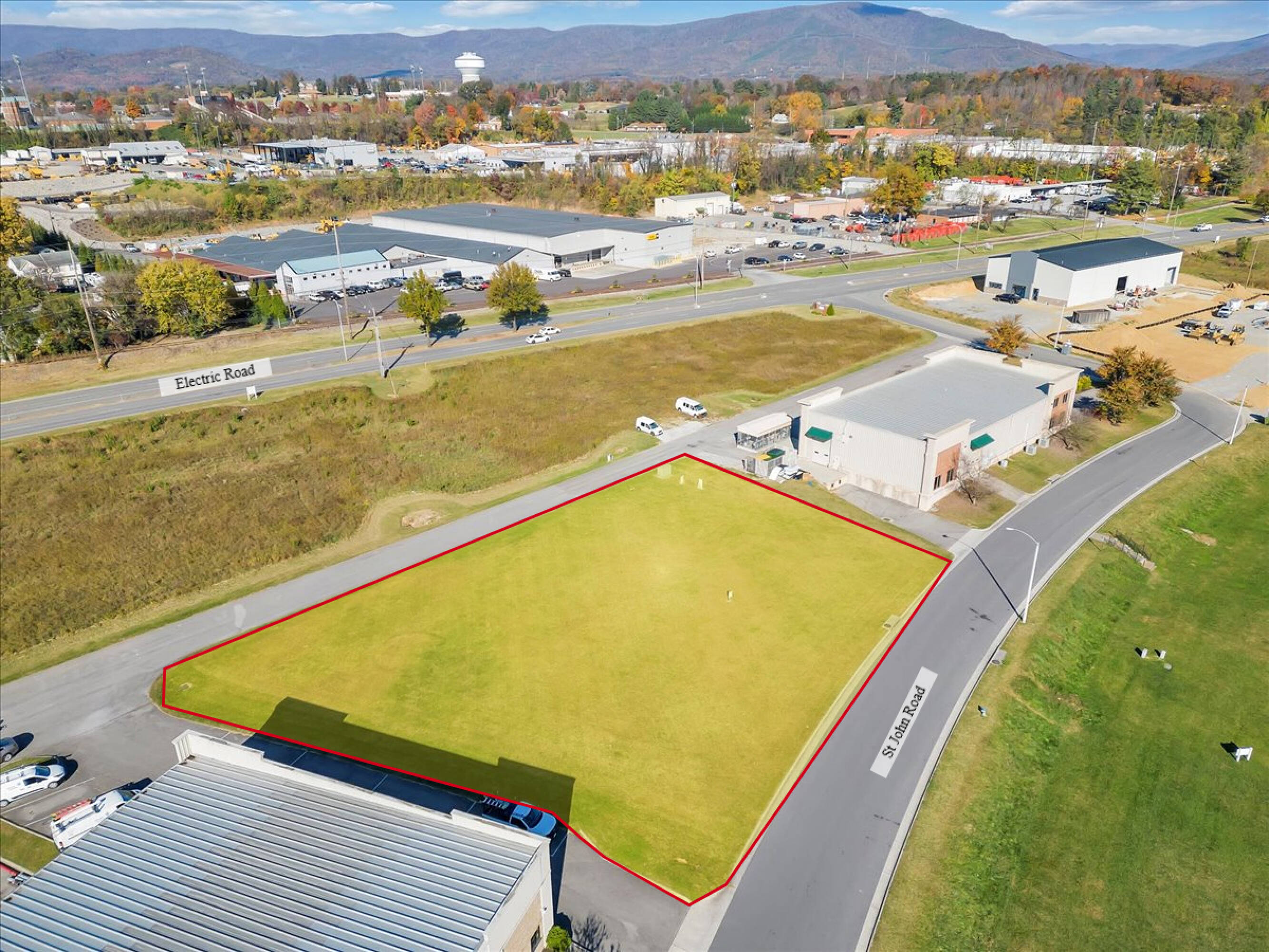 84 ST JOHN RD Salem VA 24153 APN: 0633-70-790149 | Crexi.com