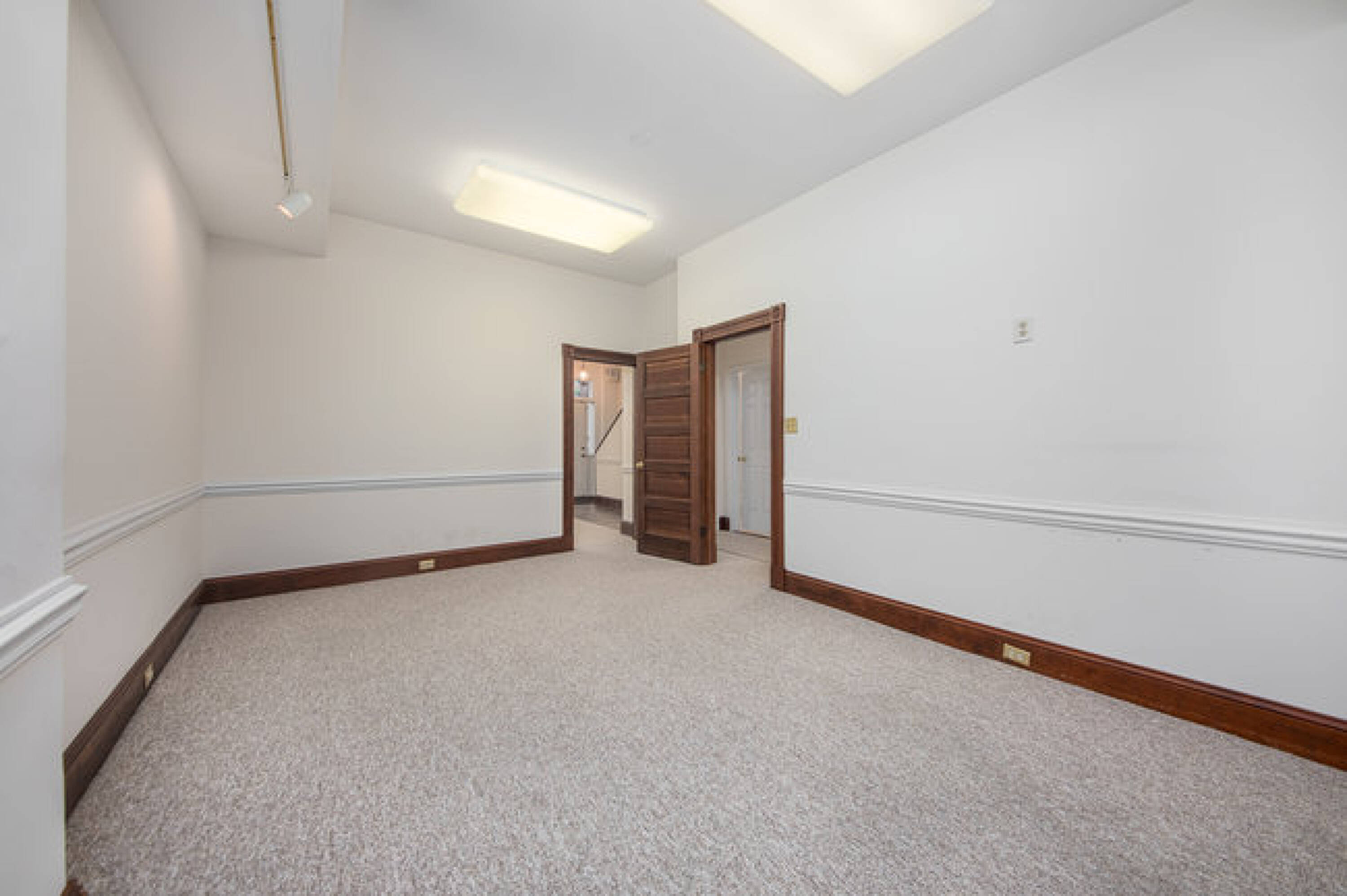 912 Princess Anne St, Fredericksburg, VA 22401 | Crexi.com