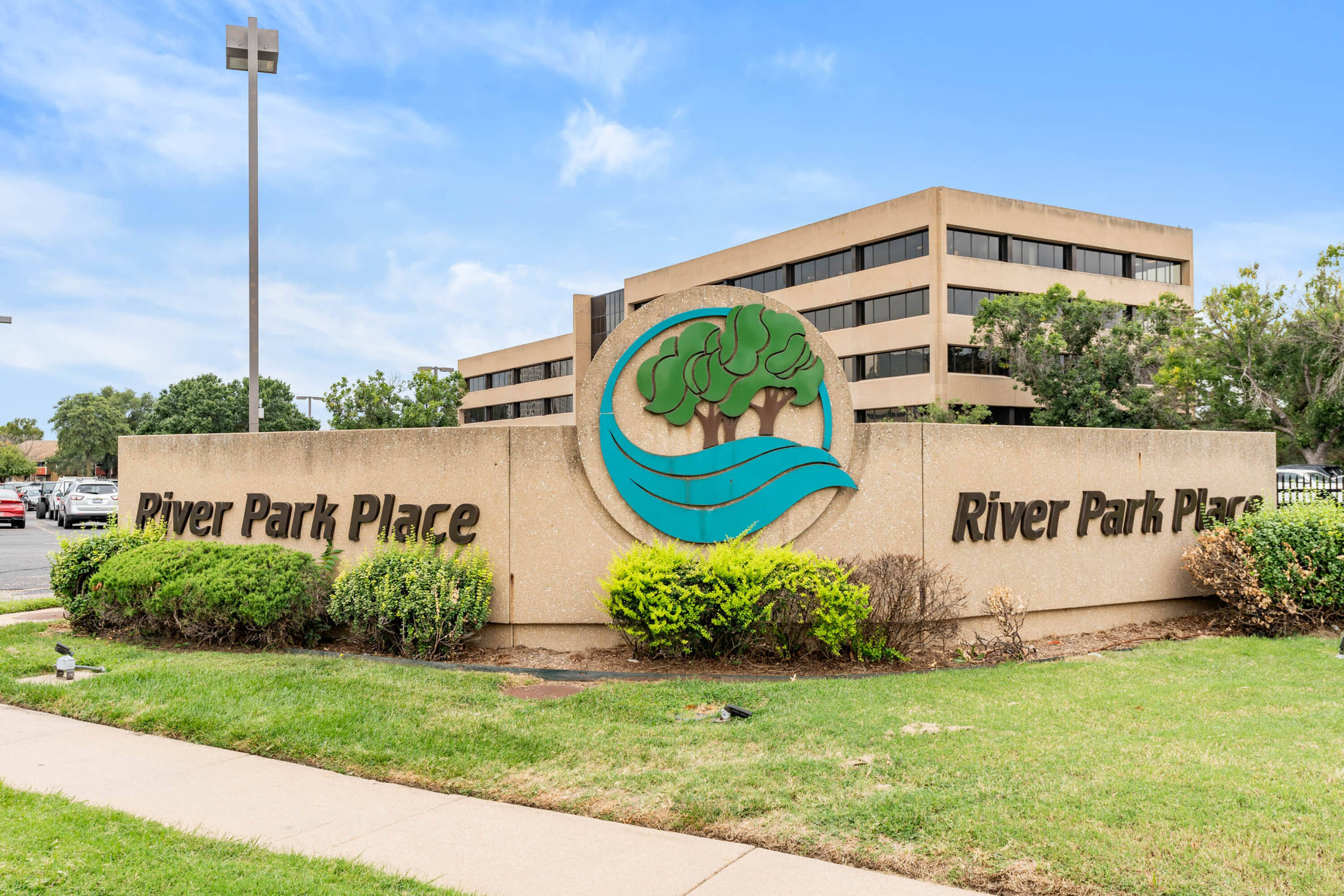 727 N Waco Ave, Wichita, KS 67203 | Crexi.com