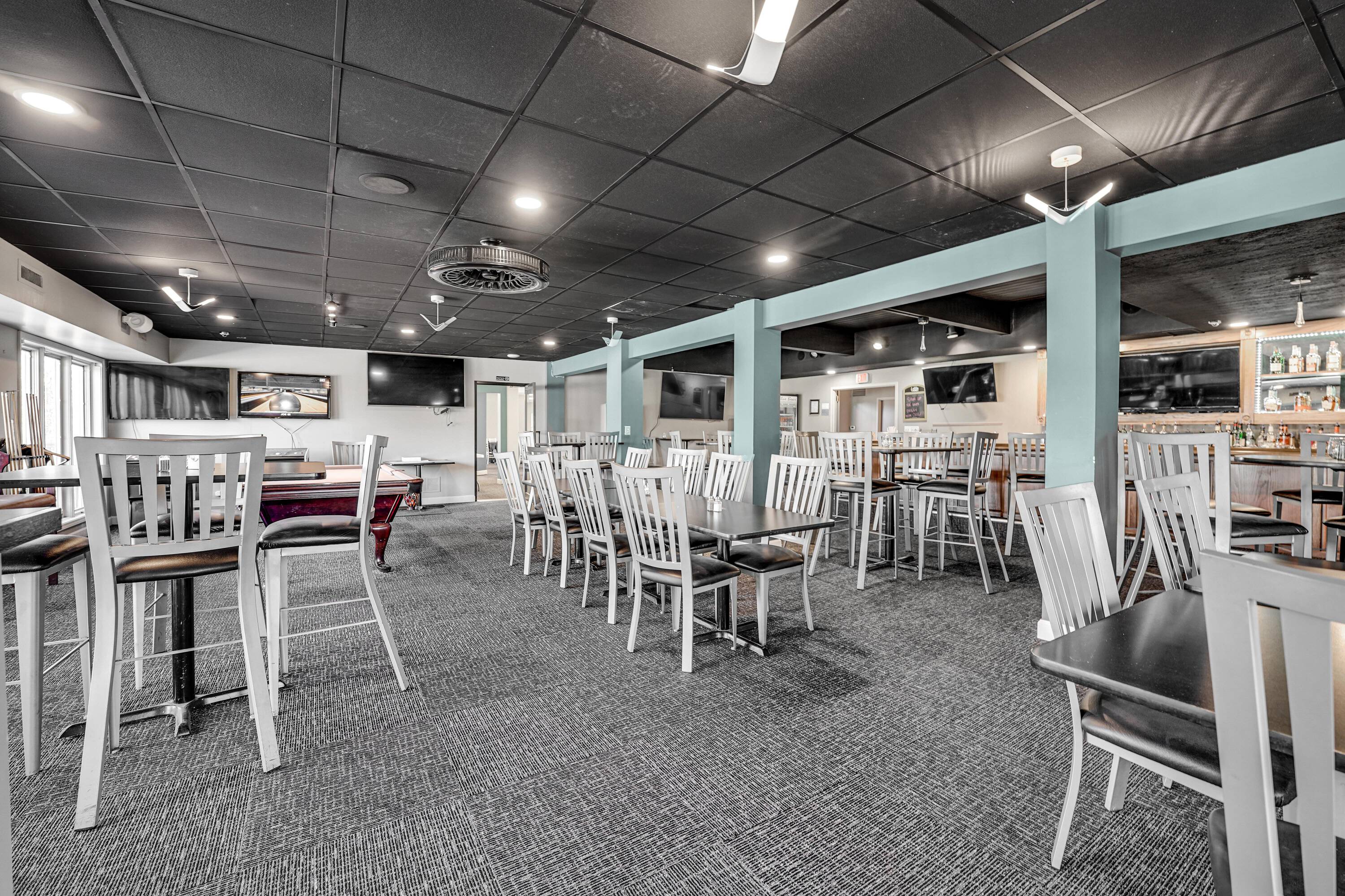 2660 N Riley Hwy, Shelbyville, IN 46176 | Crexi.com