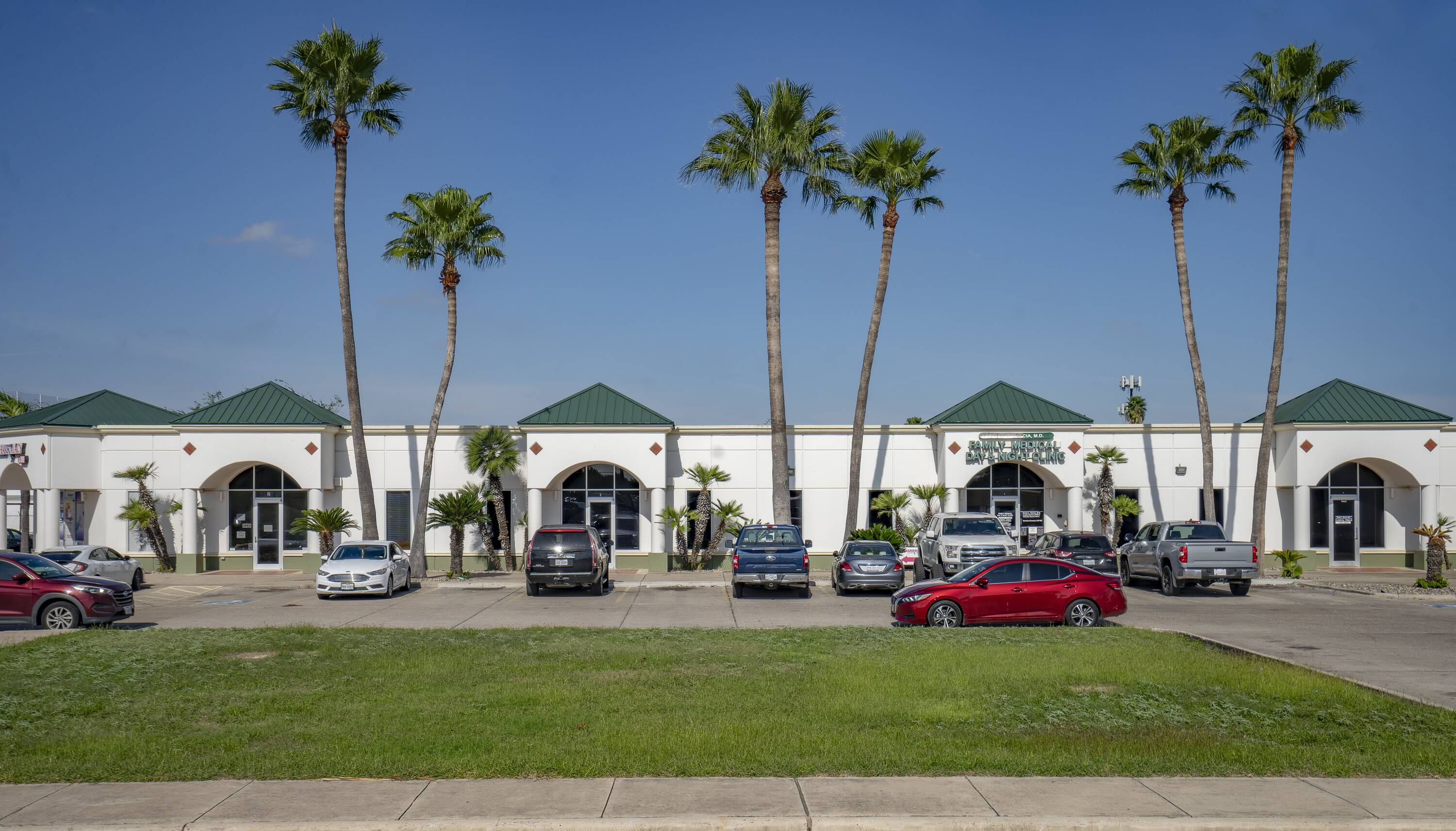 1002 Sam Houston Blvd Ste 7, Pharr, TX 78577 | Crexi.com