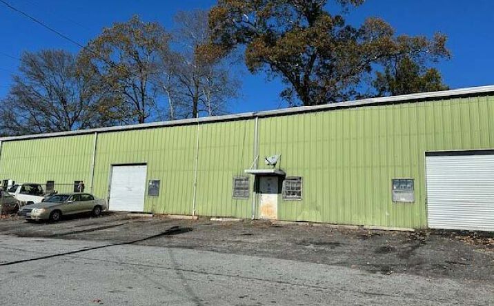 2210 Sylvan Rd, Atlanta, GA 30344 | Crexi.com