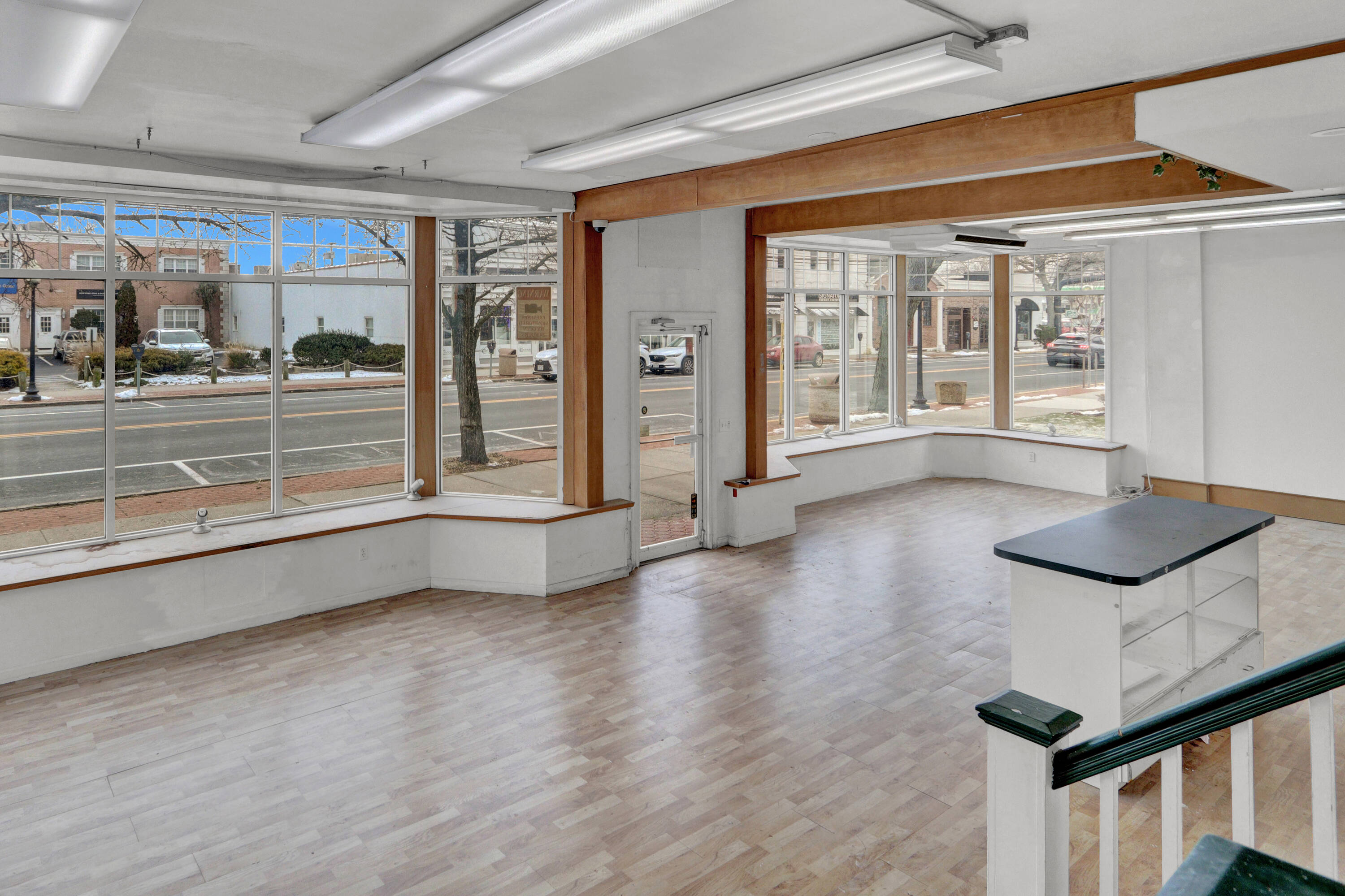 W MAIN ST Babylon, Village NY 11702 APN: 0102010000300011000 | Crexi.com