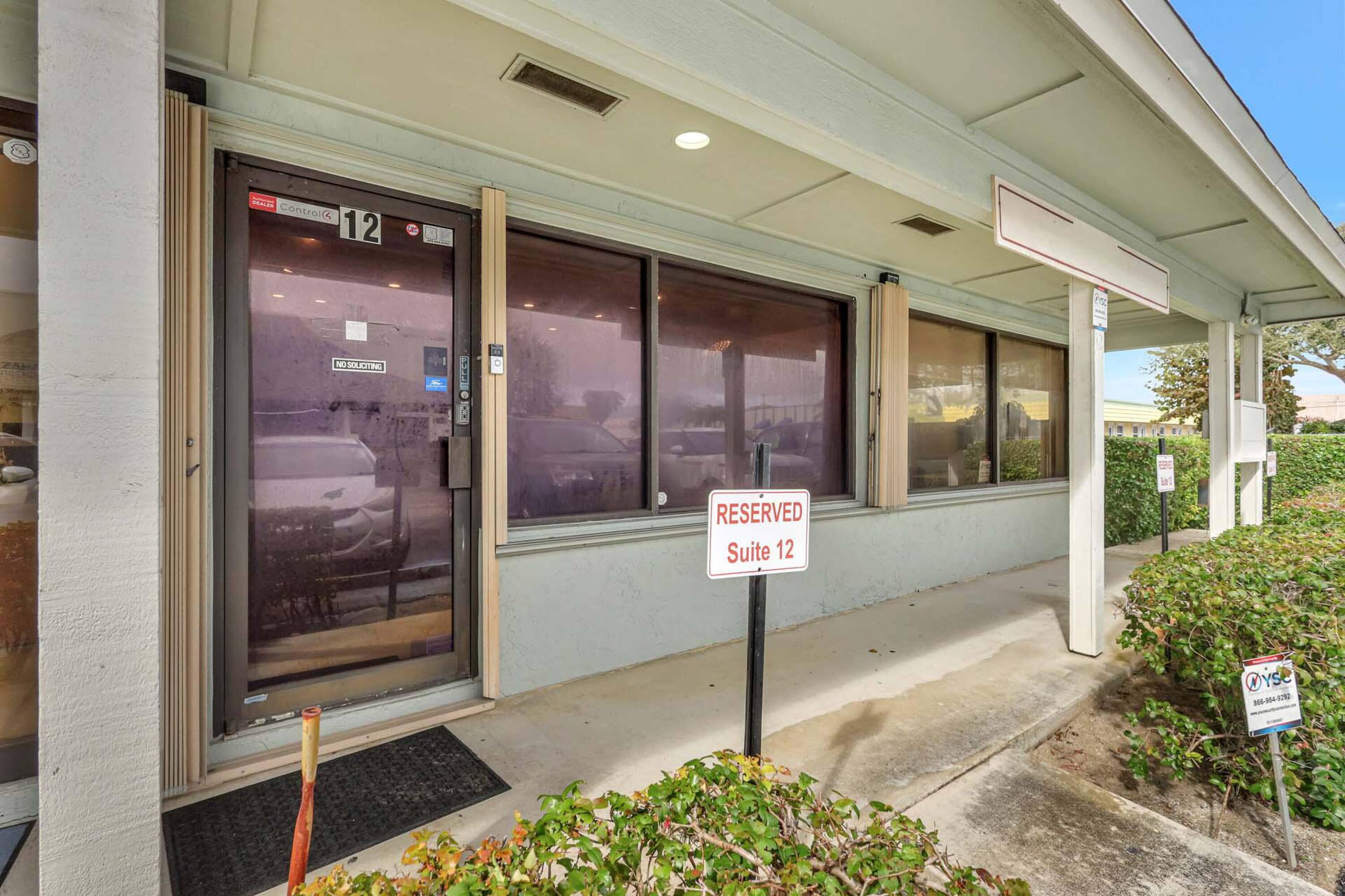 1338 S Killian Dr, Lake Park, FL 33403 | Crexi.com