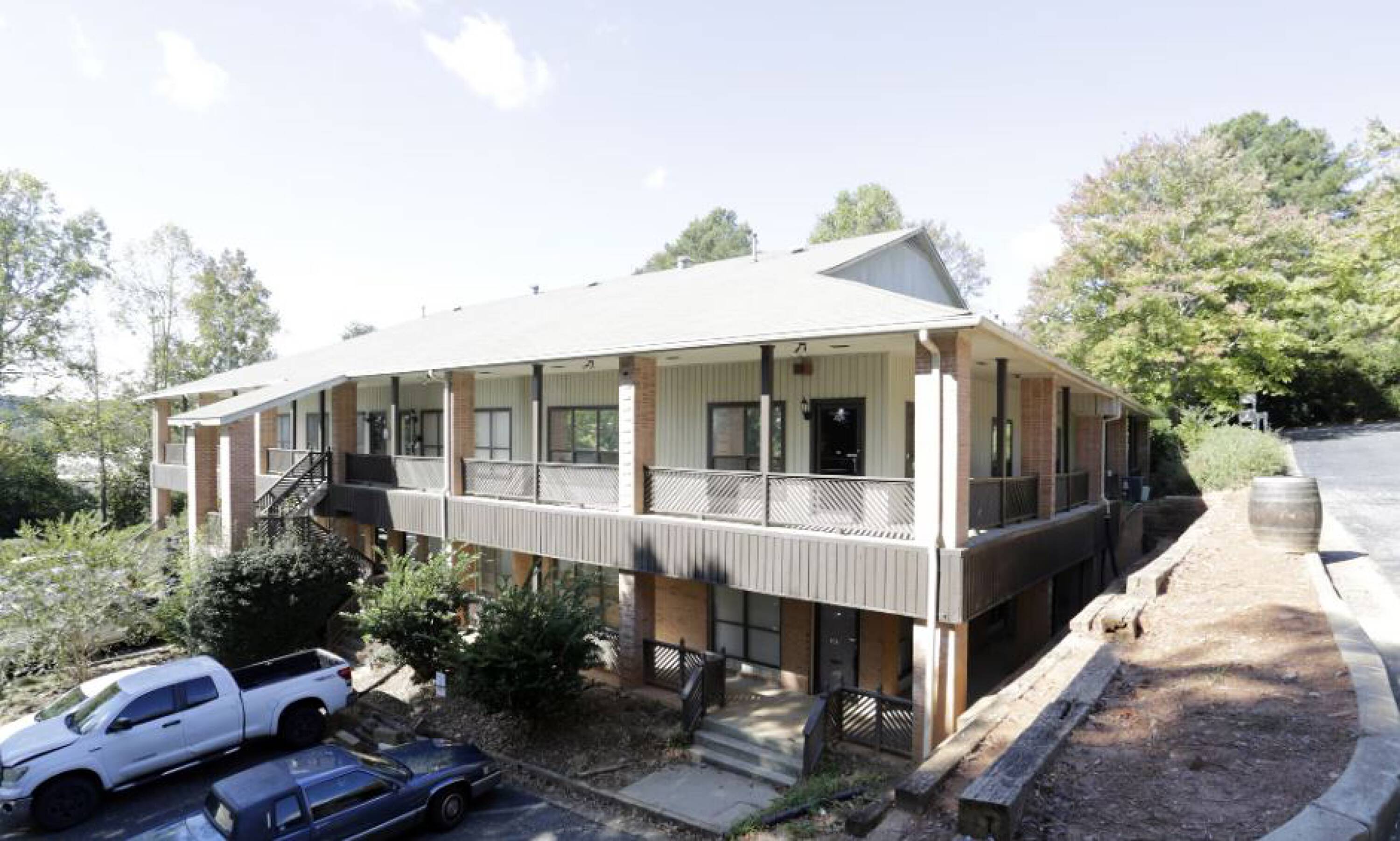 7730 Roswell Rd NE, Sandy Springs, GA 30350 | Crexi.com