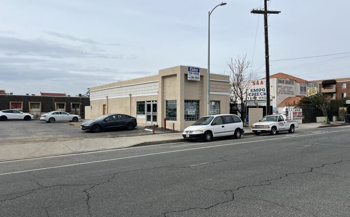 13924 Foothill Blvd, Los Angeles, CA 91342 | Crexi.com