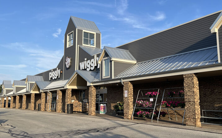 6077 W Mequon Rd, Mequon, WI 53092 | Crexi.com