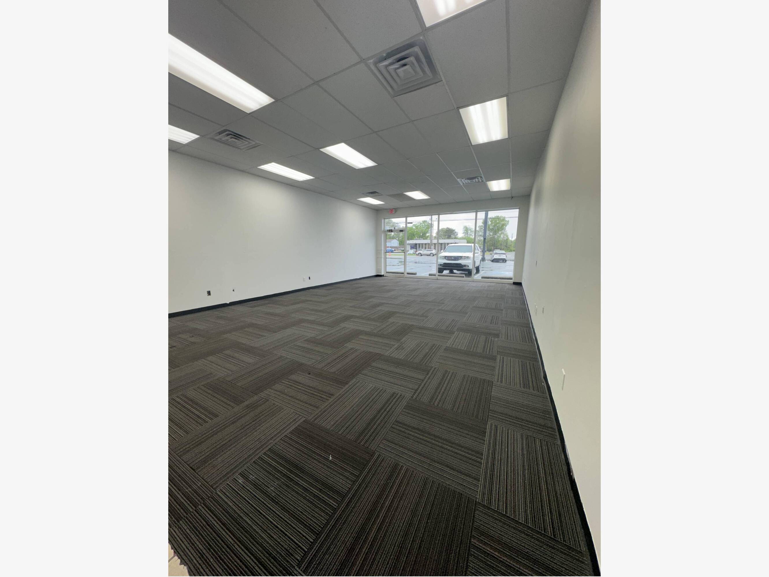 4330 RINGGOLD RD East Ridge TN 37412-2751 APN: 169G E 048 | Crexi.com