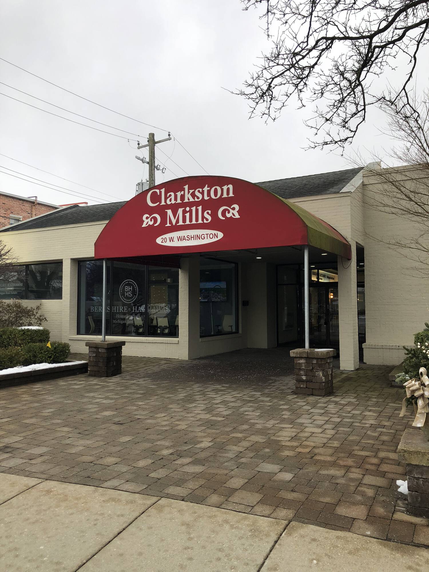 20 W Washington St, City of the Village of Clarkston, MI 48346 | Crexi.com