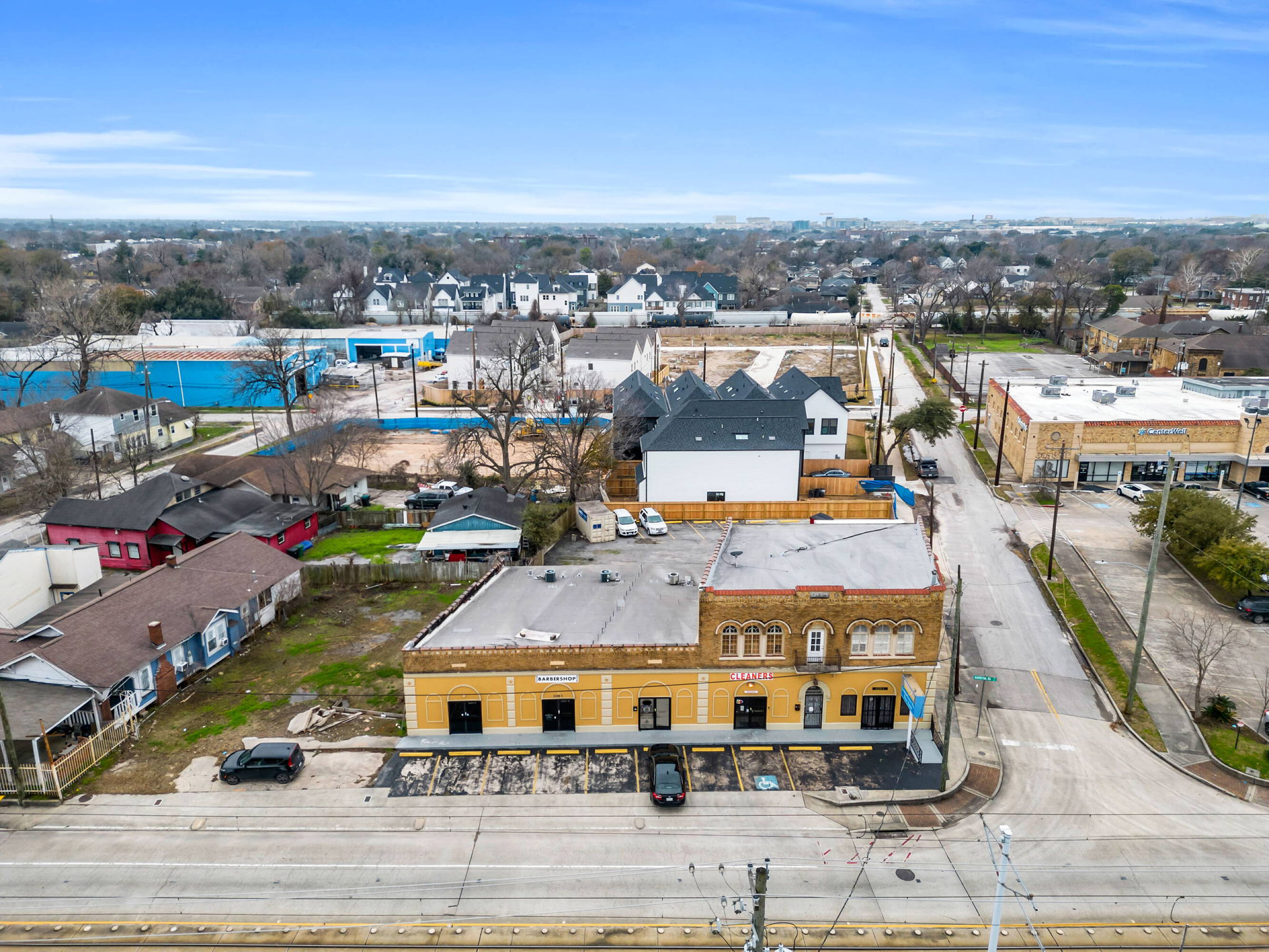 5208 Harrisburg Blvd, Houston, TX 77011 | Crexi.com