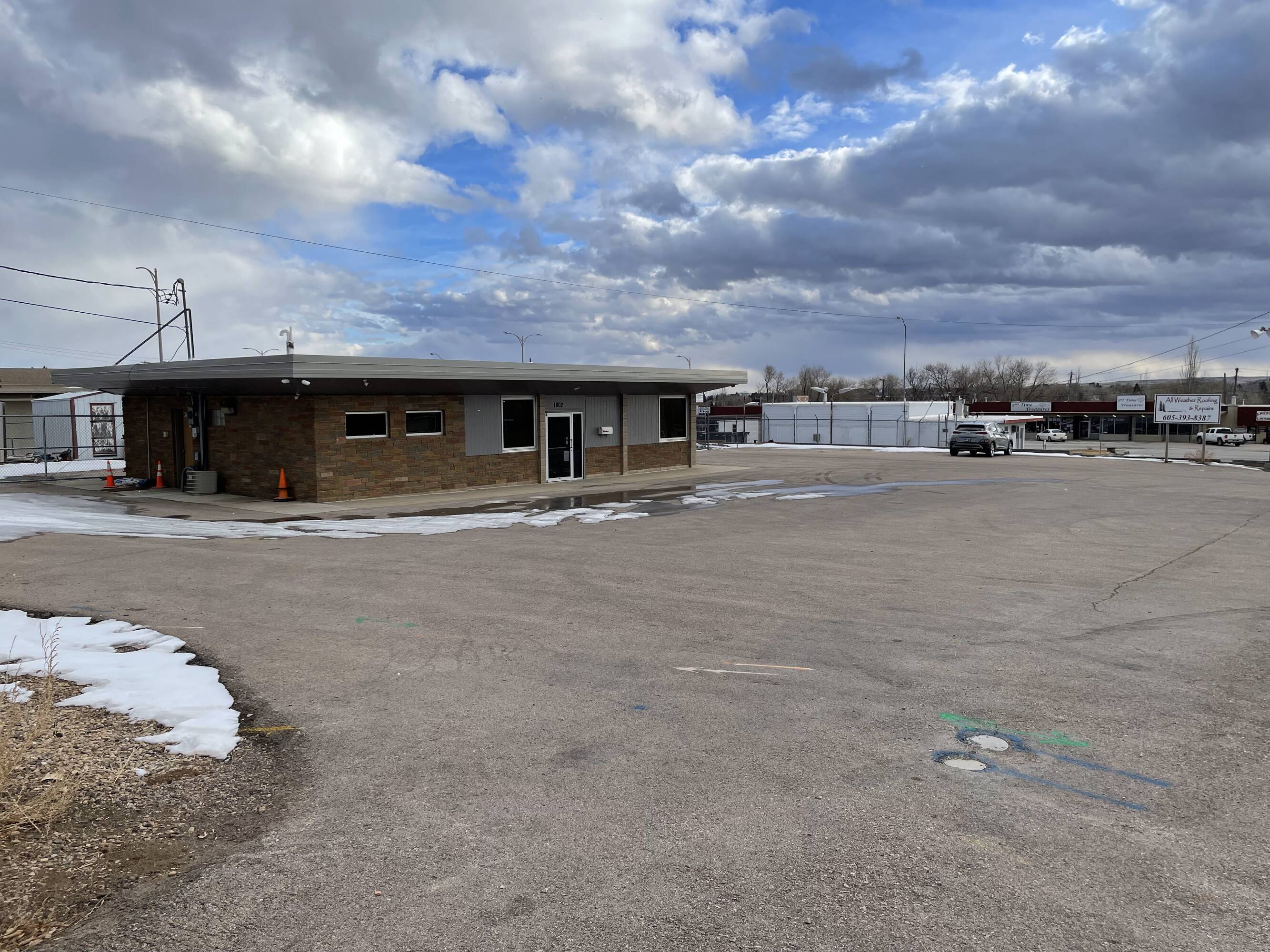 1802 ELM AVE Rapid City SD 57701-3846 APN: 38-06-352-001 | Crexi.com