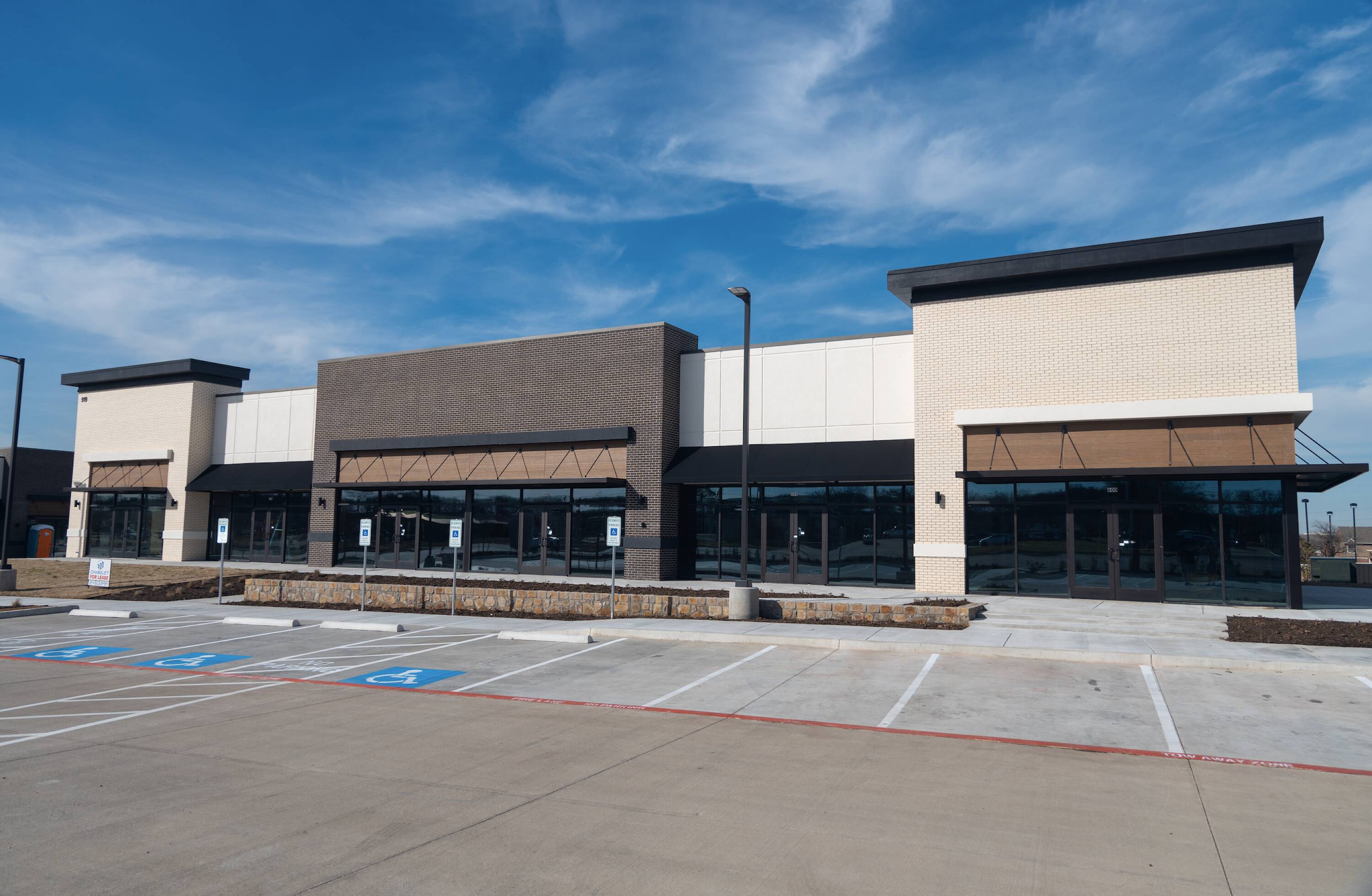 919 E Northwest Hwy, Grapevine, TX 76051 | Crexi.com