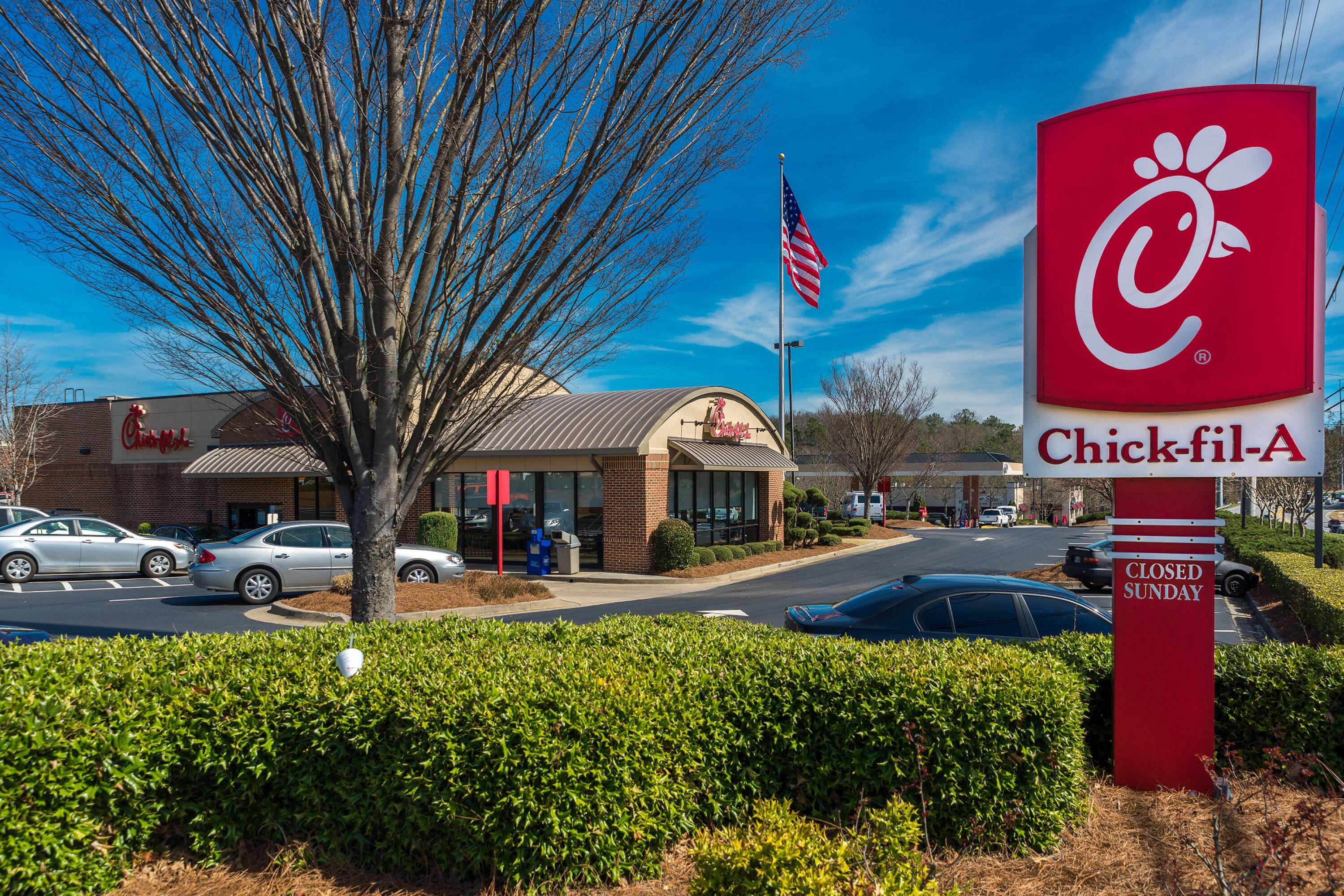 8465 Holcomb Bridge Rd, Johns Creek, GA 30022 | Crexi.com