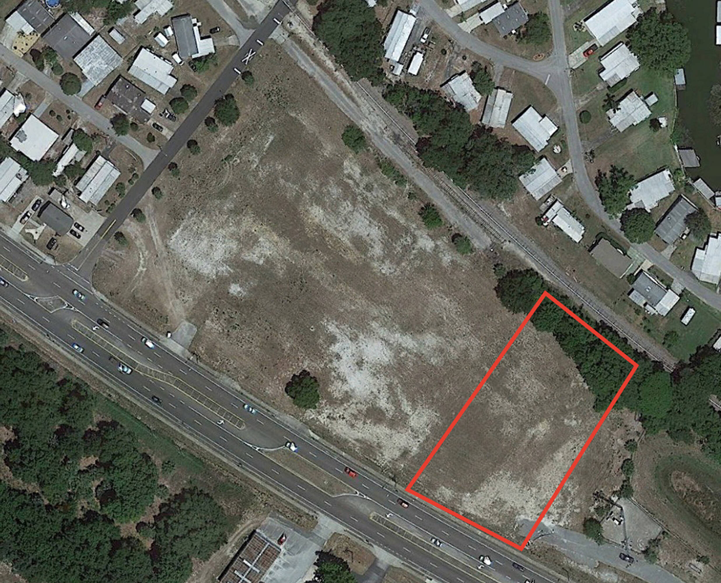 1293 S Duncan Dr, Tavares, FL 32778 | Crexi.com