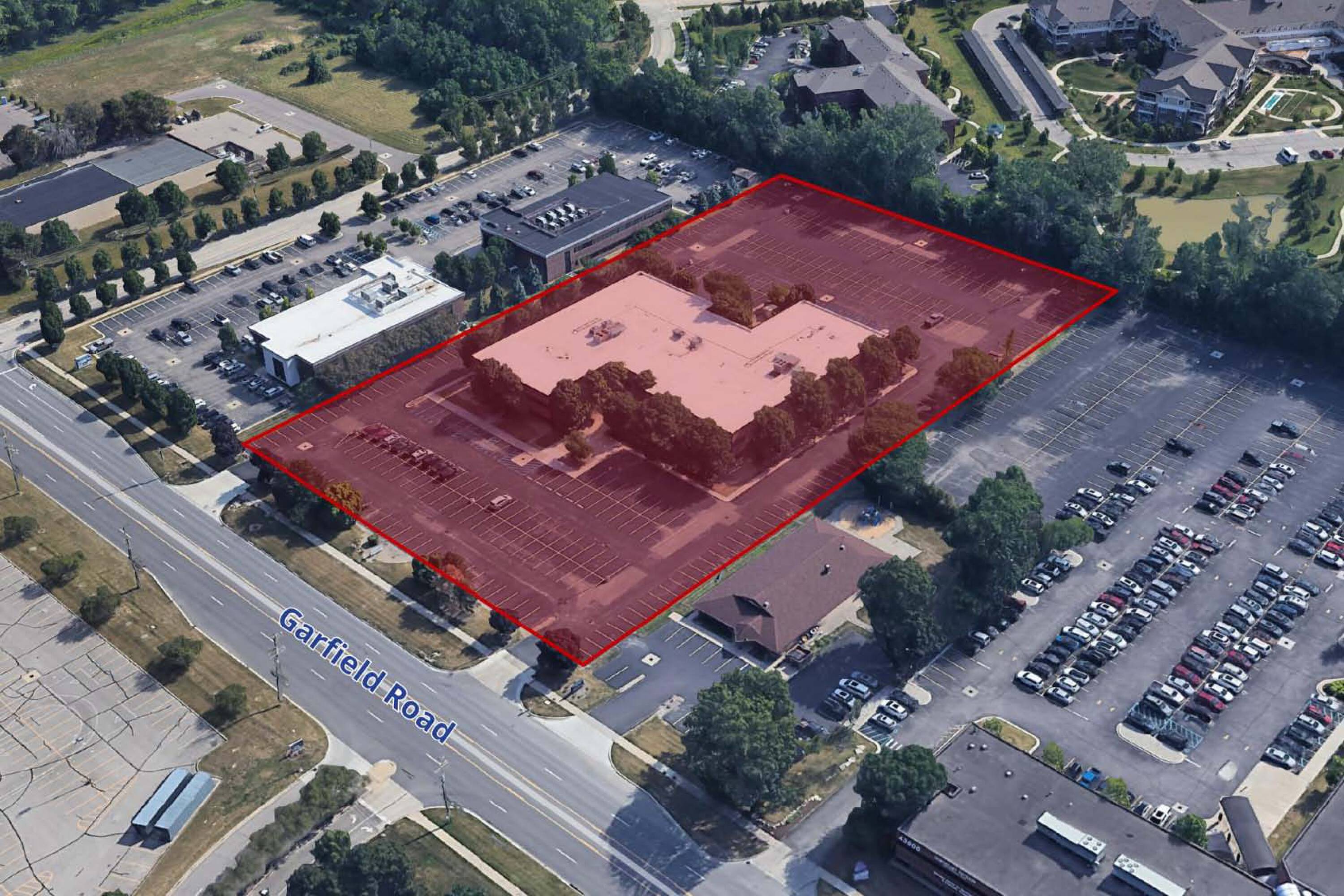 44000 Garfield Rd, Clinton Twp, MI 48038 | Crexi.com