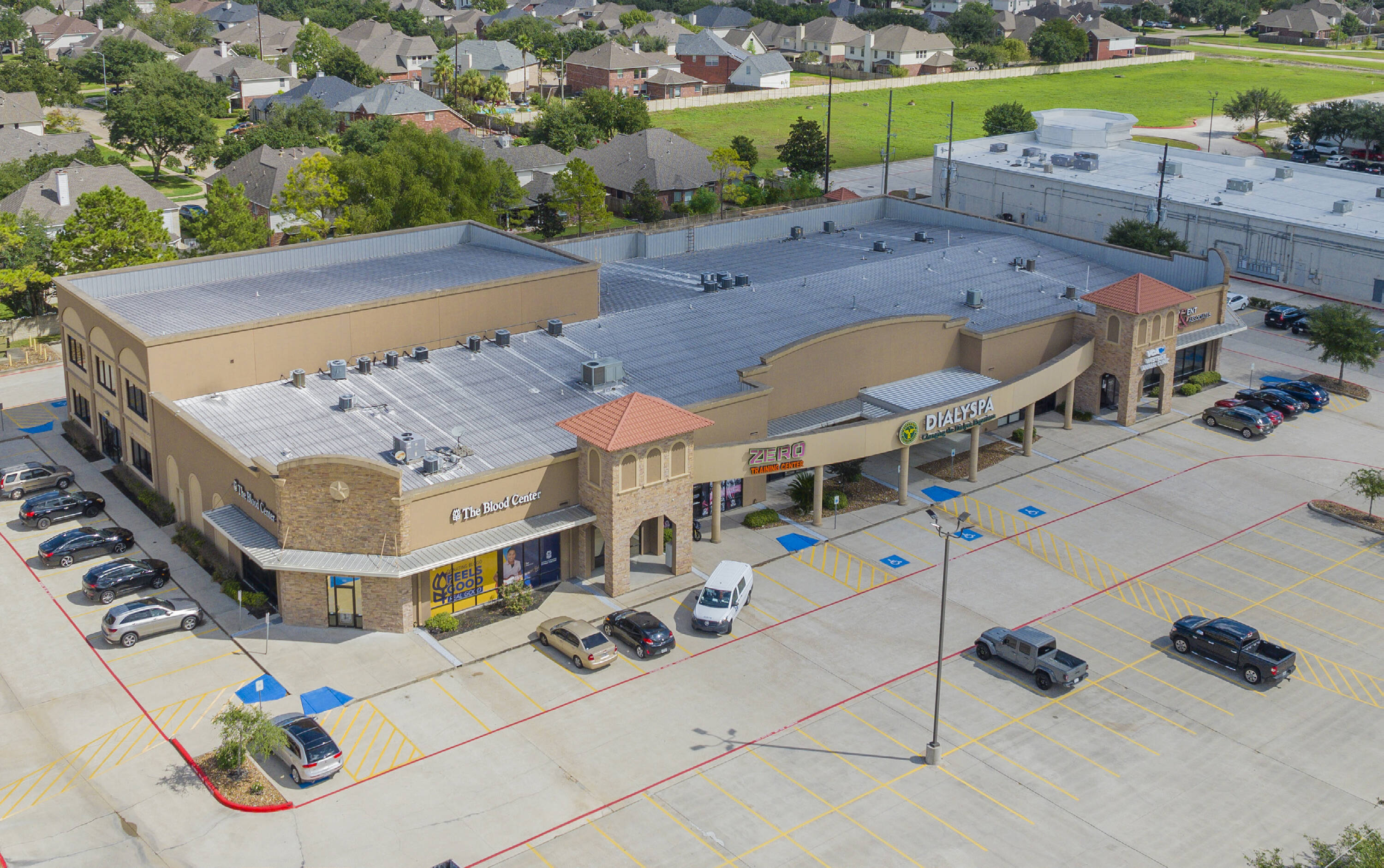 9223 BROADWAY ST Pearland TX 77584-9758 APN: 571205 | Crexi.com