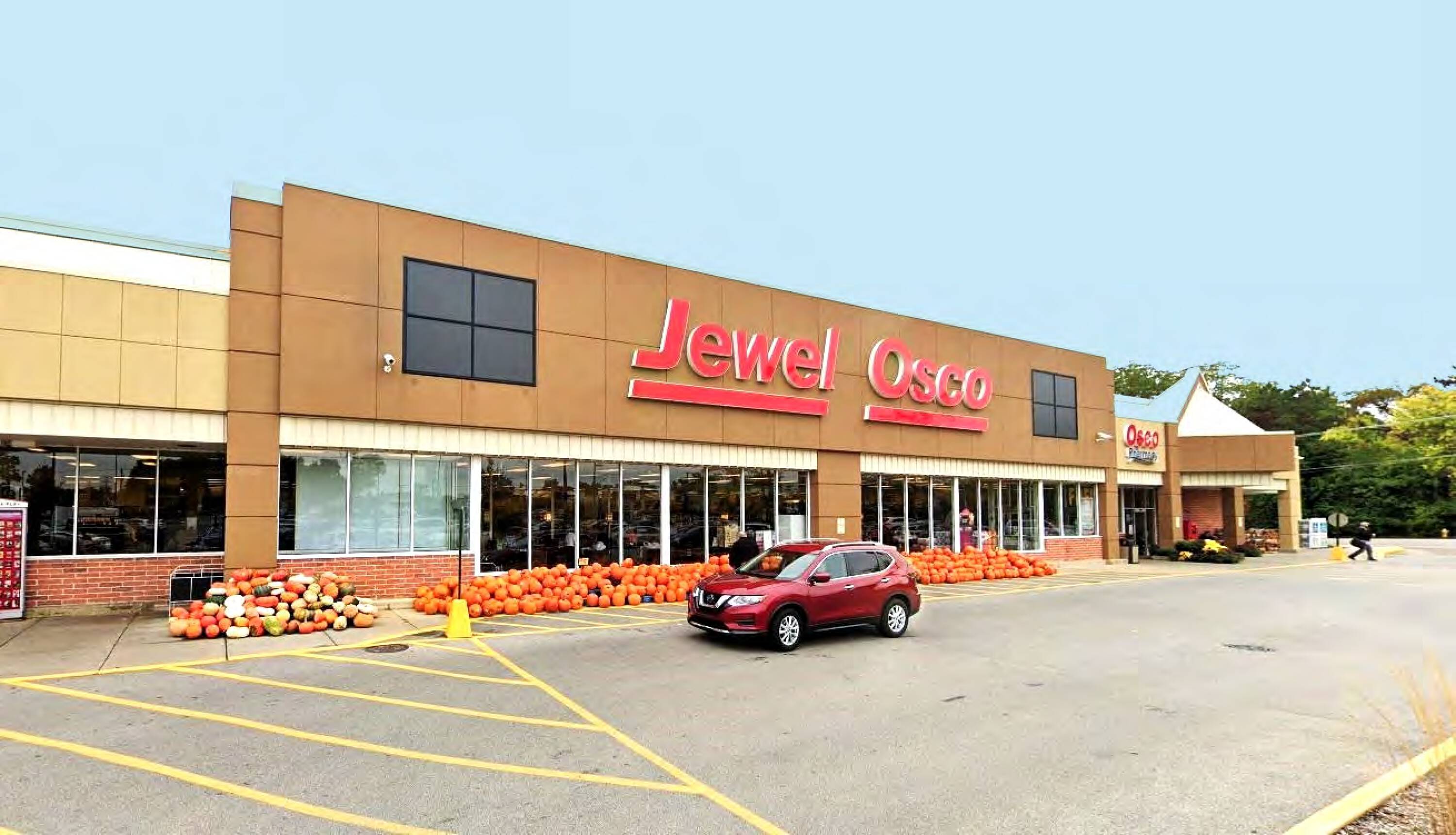 214-324 E Geneva Rd, Wheaton, IL 60187 | Crexi.com