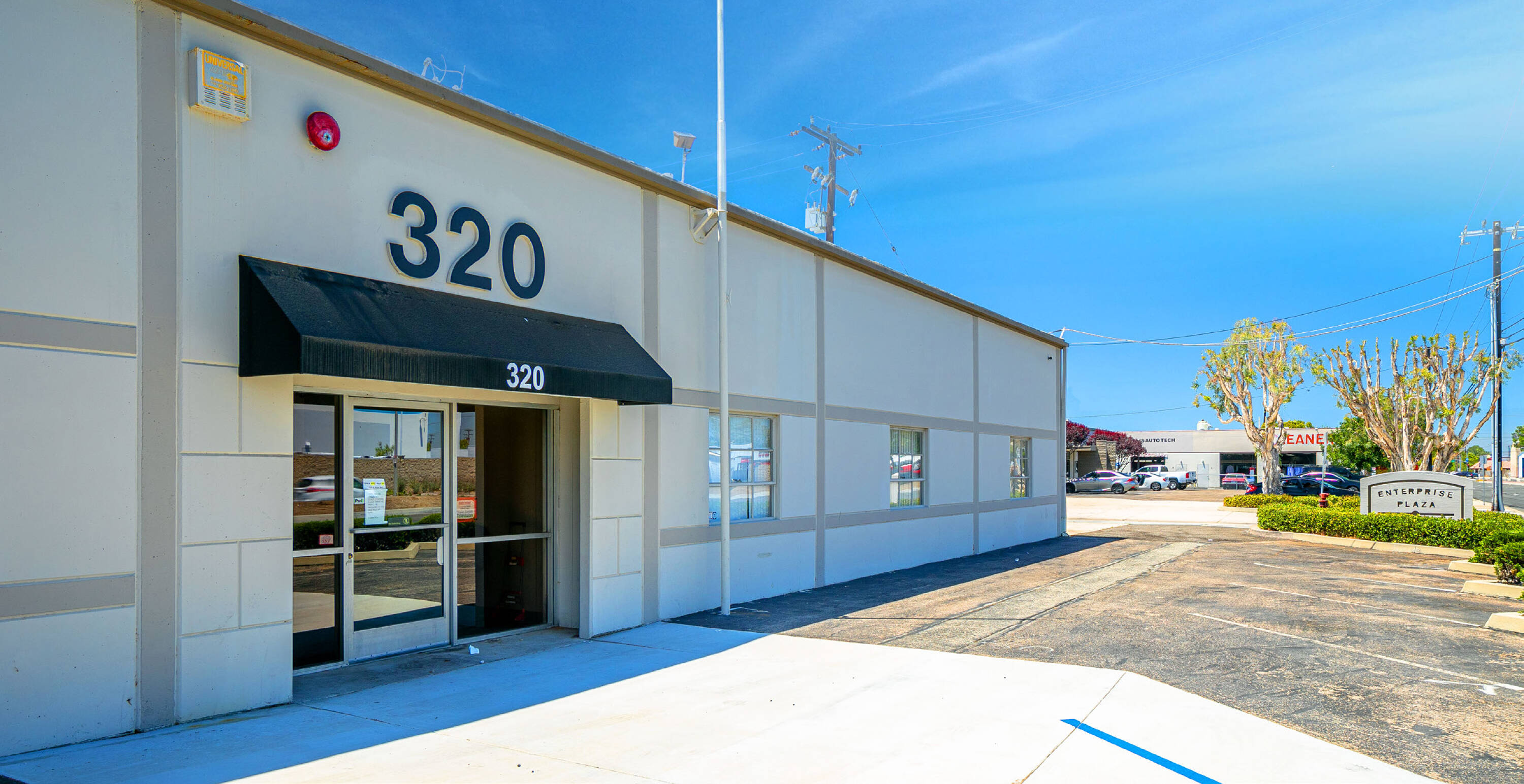 320 E Dyer Rd, Santa Ana, CA 92707 | Crexi.com