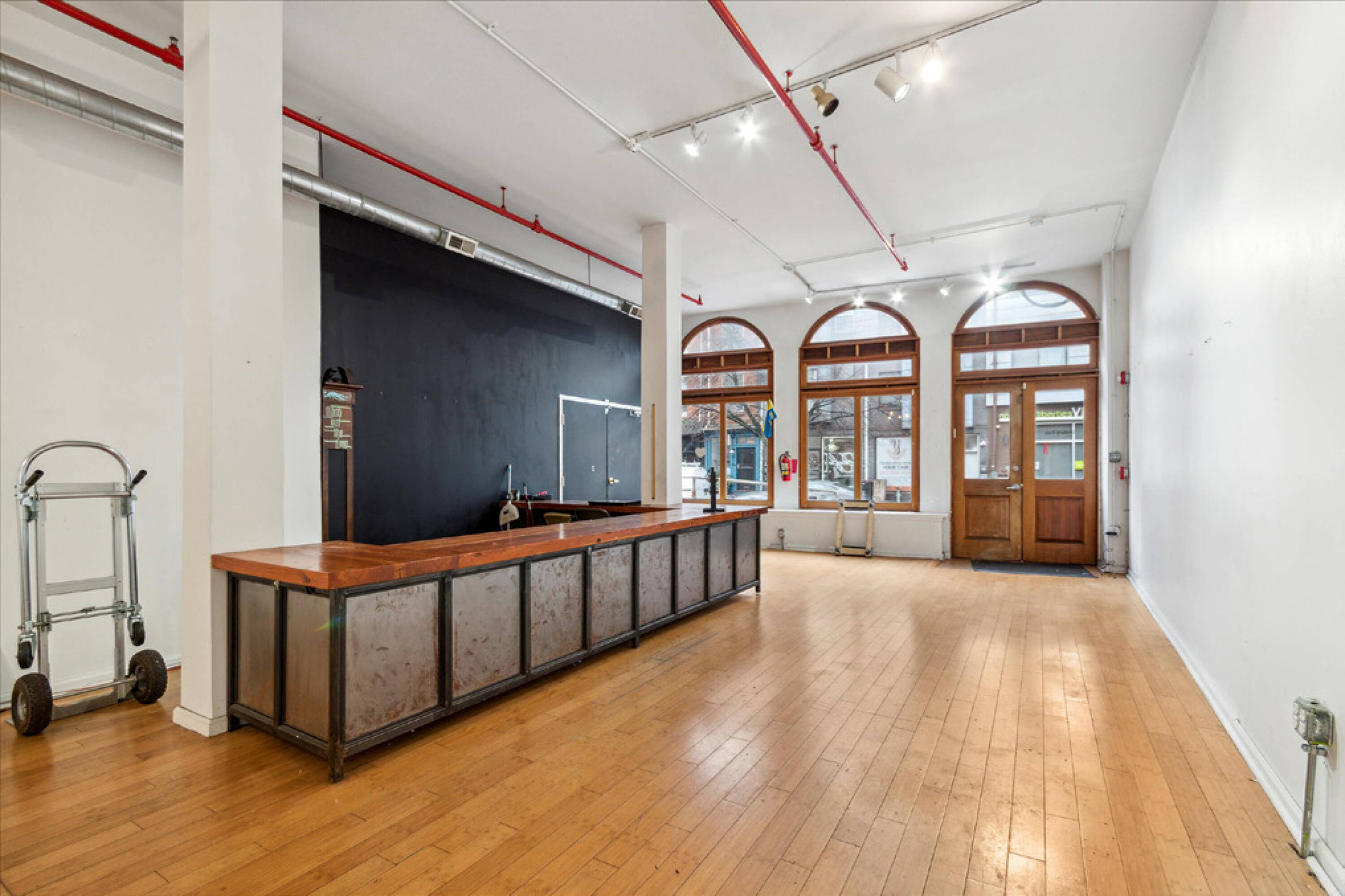 621 N 2nd St, Philadelphia, PA 19123 | Crexi.com