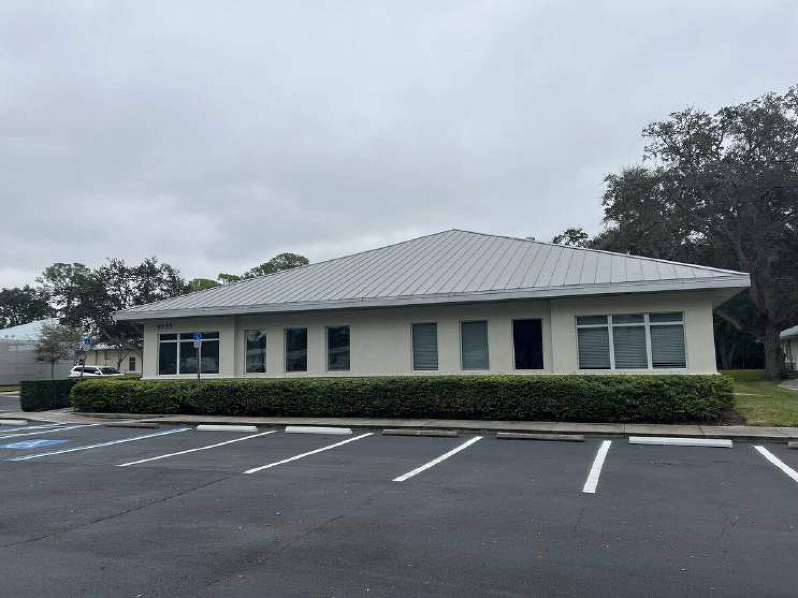 5935 Webb Rd, Tampa, FL 33615 | Crexi.com