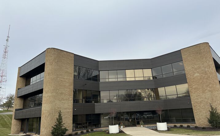 588 3 Mile Rd NW, Grand Rapids, MI 49544 | Crexi.com