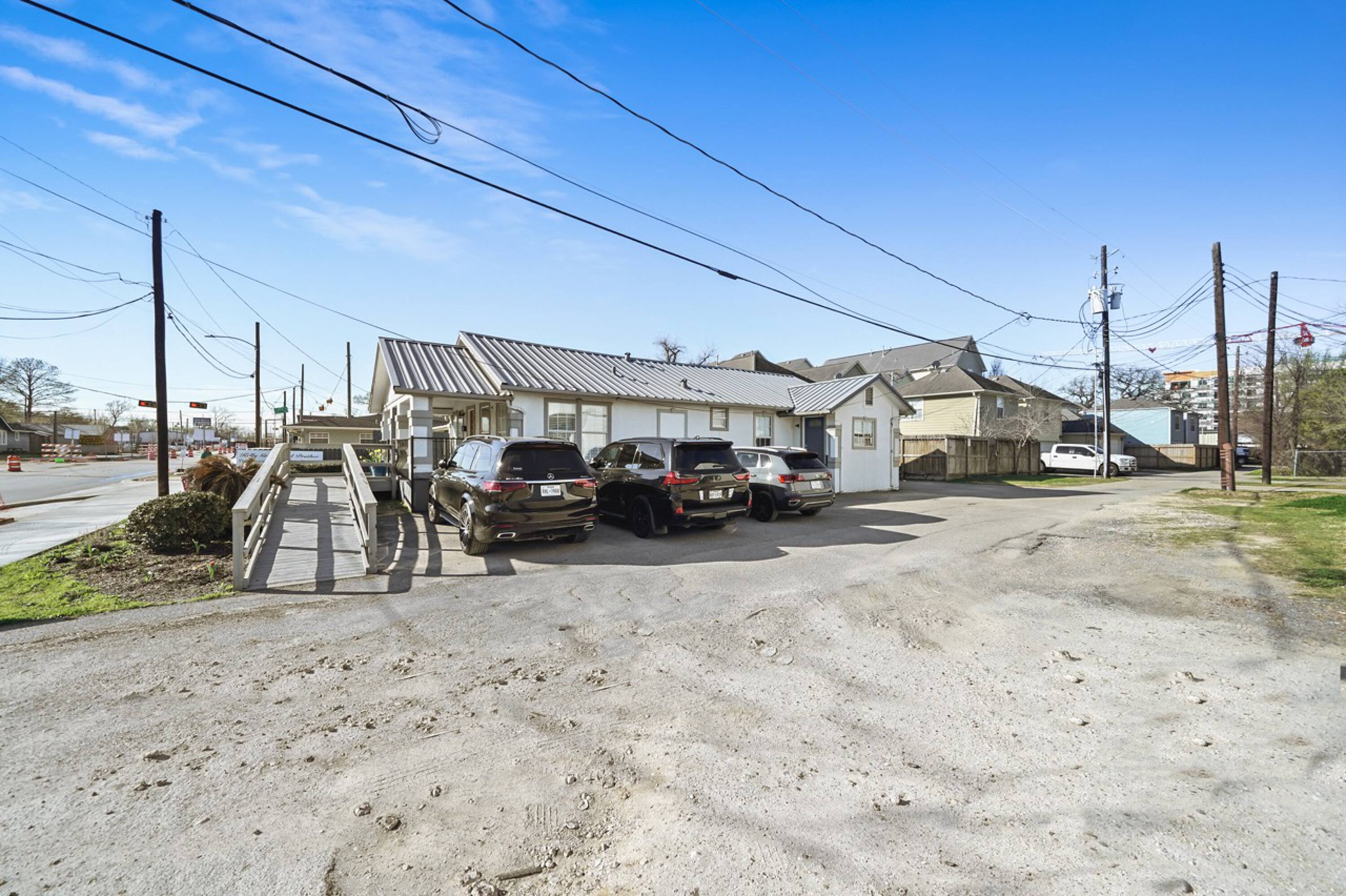 2009 N Durham Dr, Houston, TX 77008 | Crexi.com