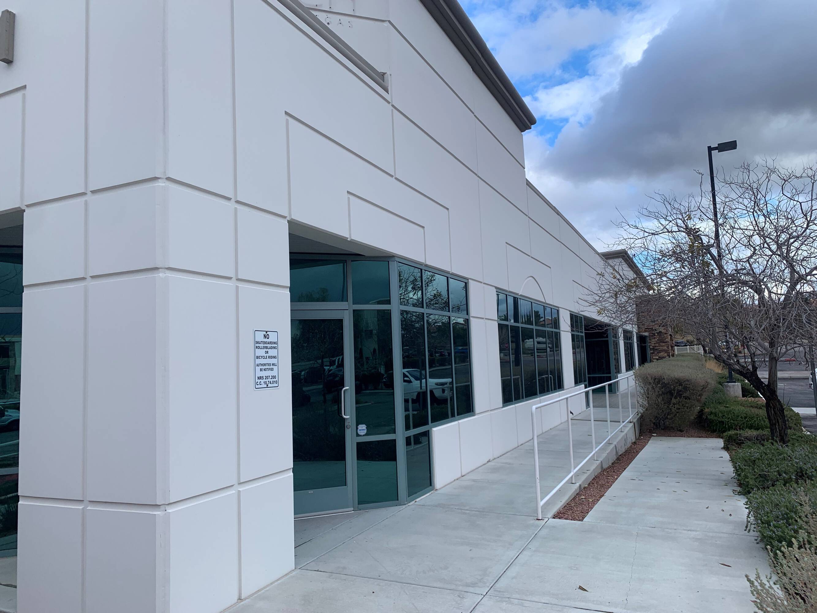 3051 W Horizon Ridge Pkwy, Henderson, NV 89052 | Crexi.com