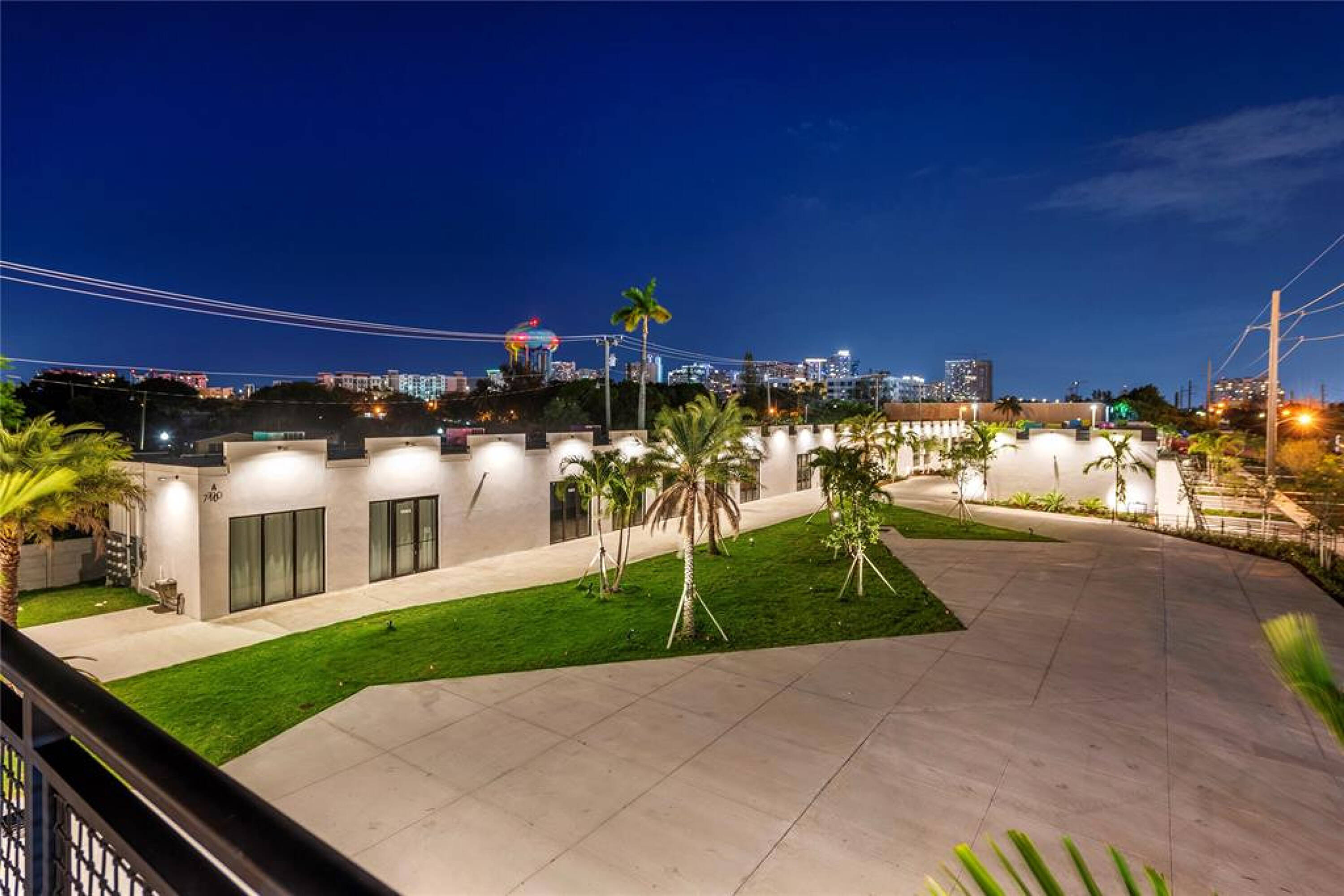 701 NW 5TH AVE Fort Lauderdale FL 33311-7691 APN: 494234069460 | Crexi.com