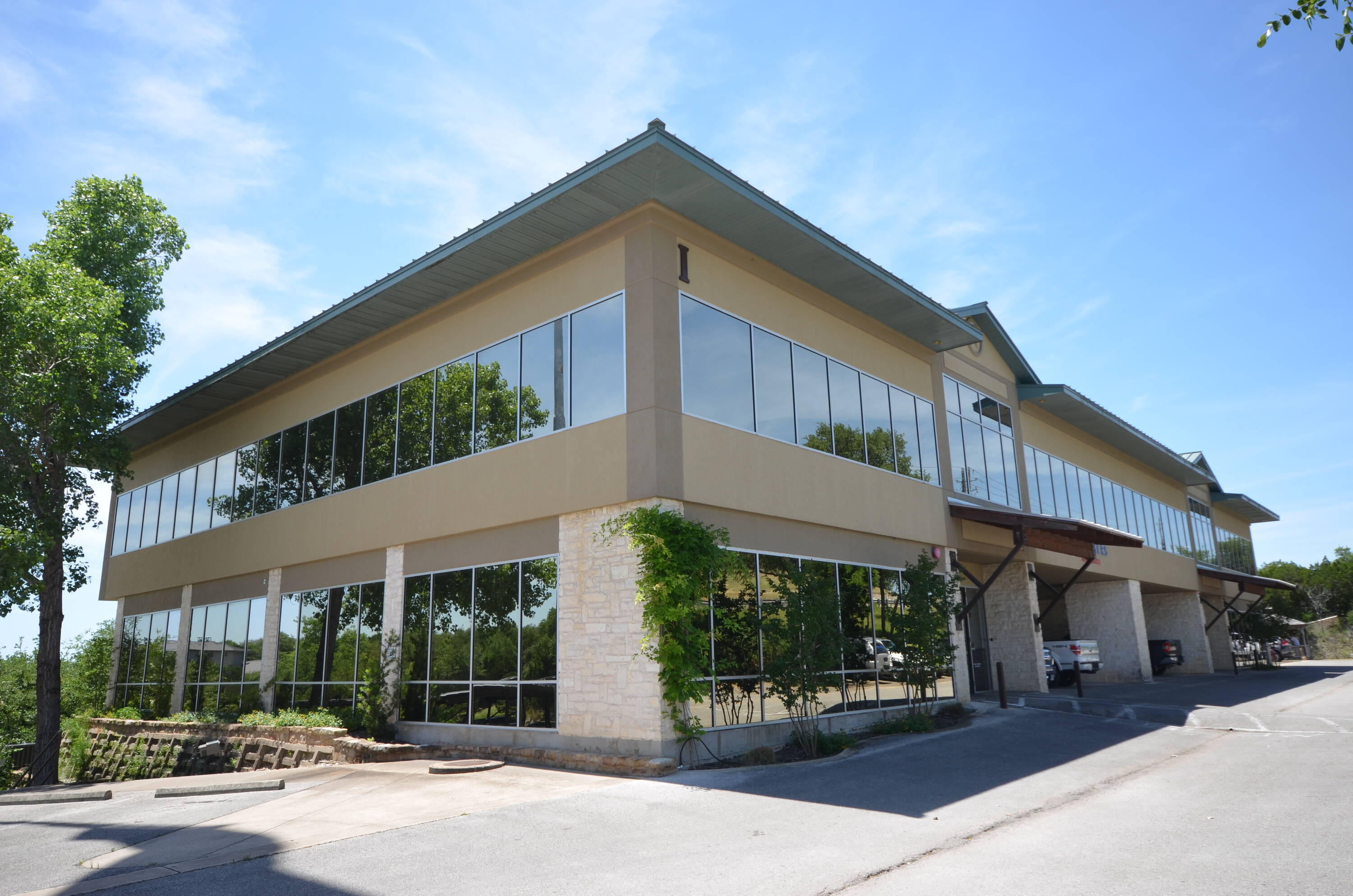 9433 Bee Cave Rd, Austin, TX 78733 | Crexi.com