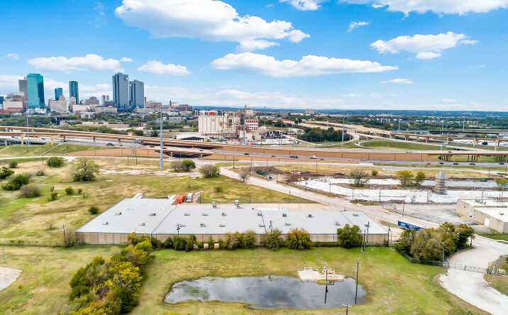 2020 E. 4th St., Fort Worth, TX 76102 | Crexi.com