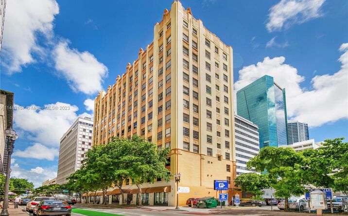 168 SE 1st St # 705, Miami, FL 33131 | Crexi.com