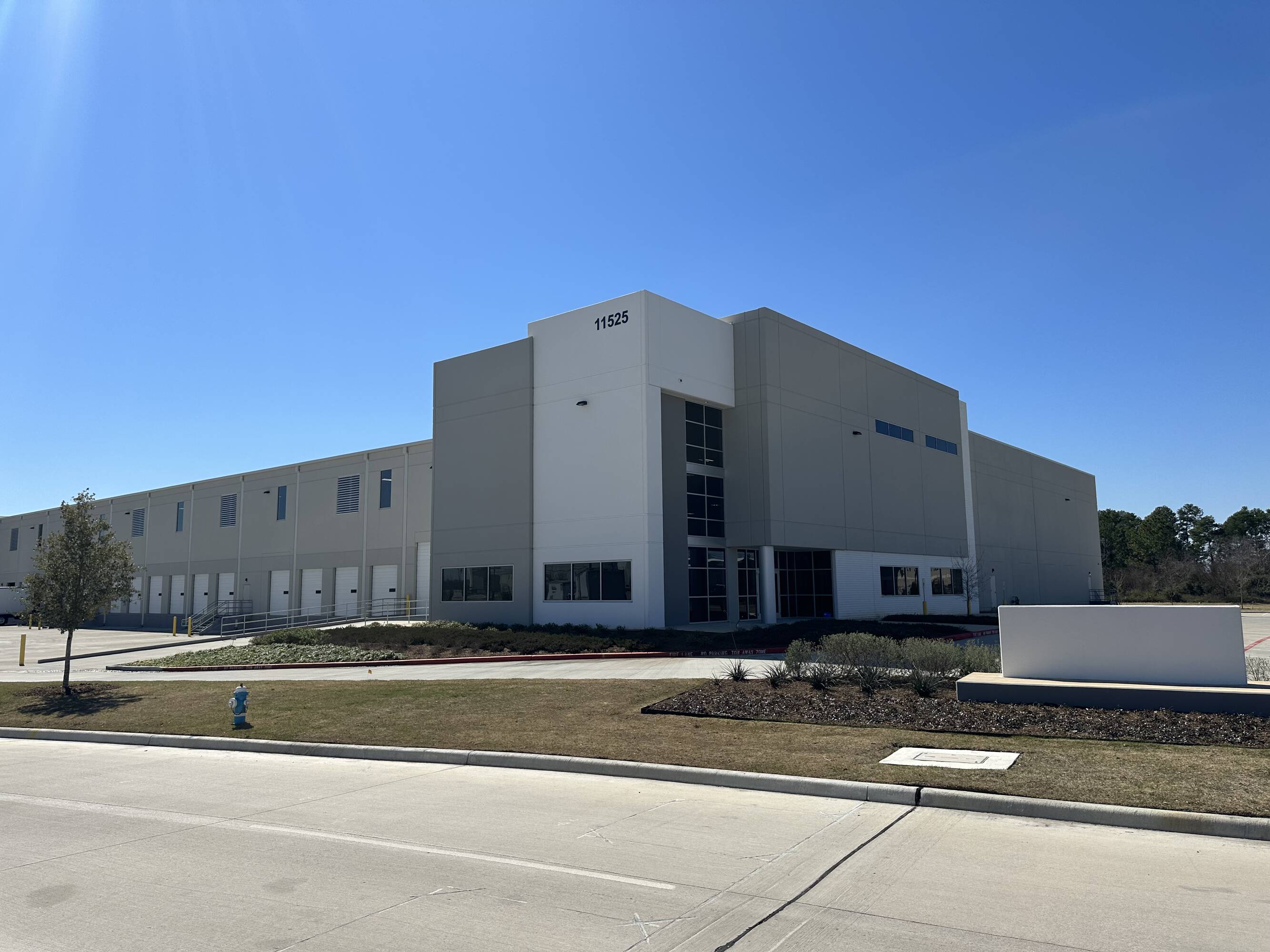 11525 Tanyard Crk Dr, Houston, TX 77040 | Crexi.com