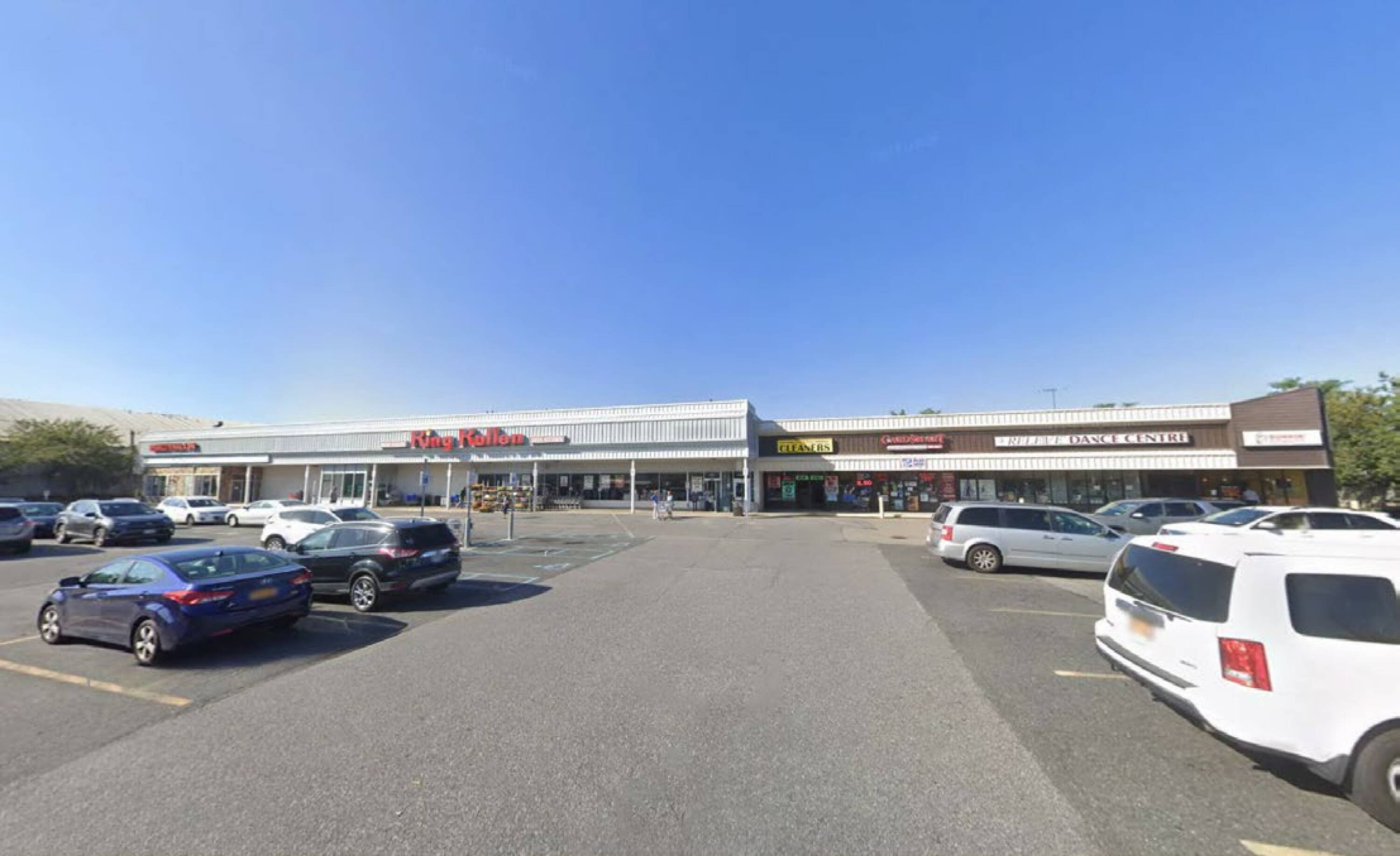 11-33 Montauk Hwy, Blue Point, NY 11715 | Crexi.com