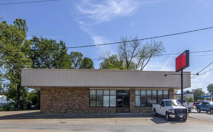 201 N Winfree St, Dayton, TX 77535 | Crexi.com