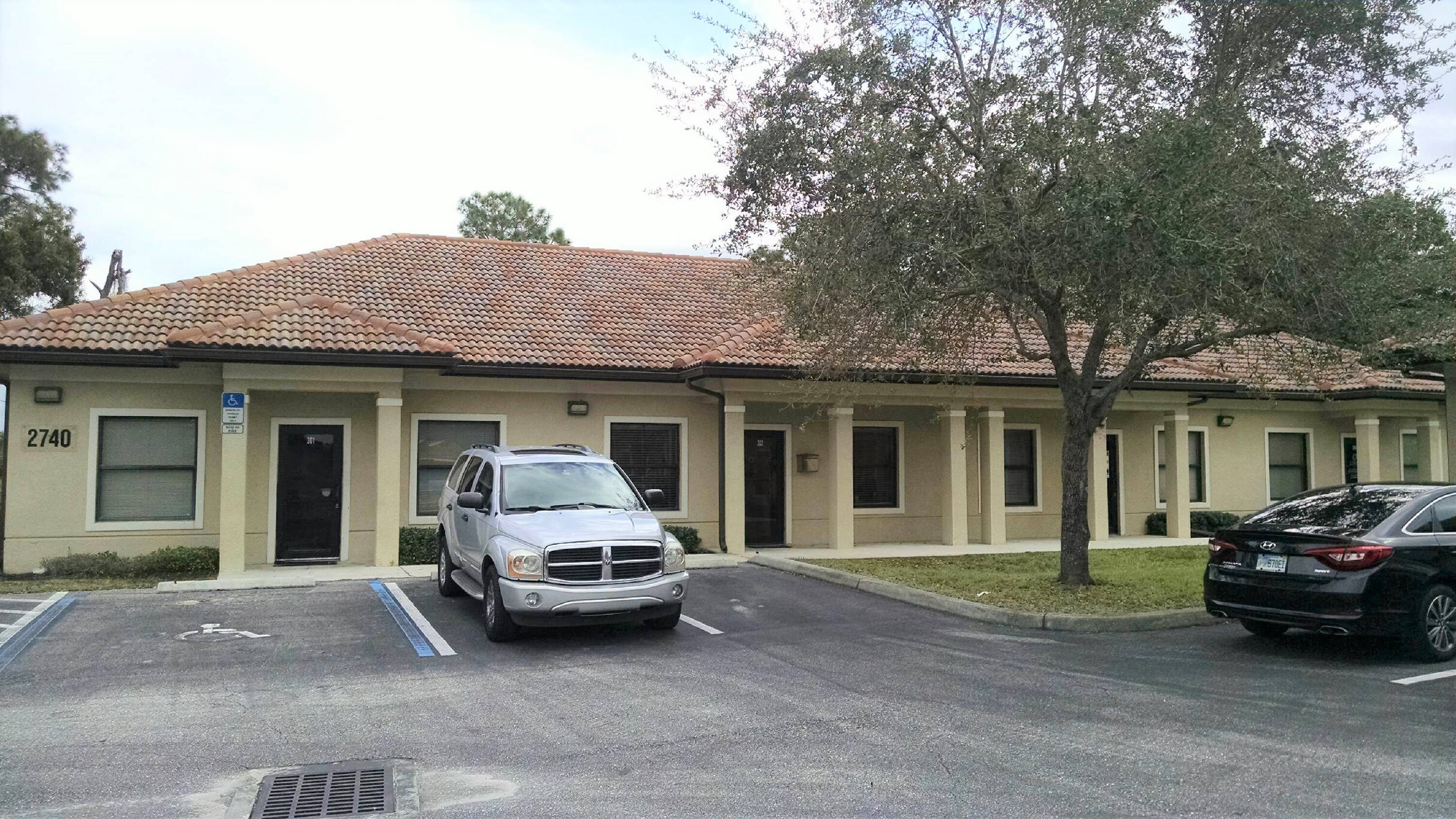 2740 Oak Ridge Ct, Fort Myers, FL 33901 | Crexi.com