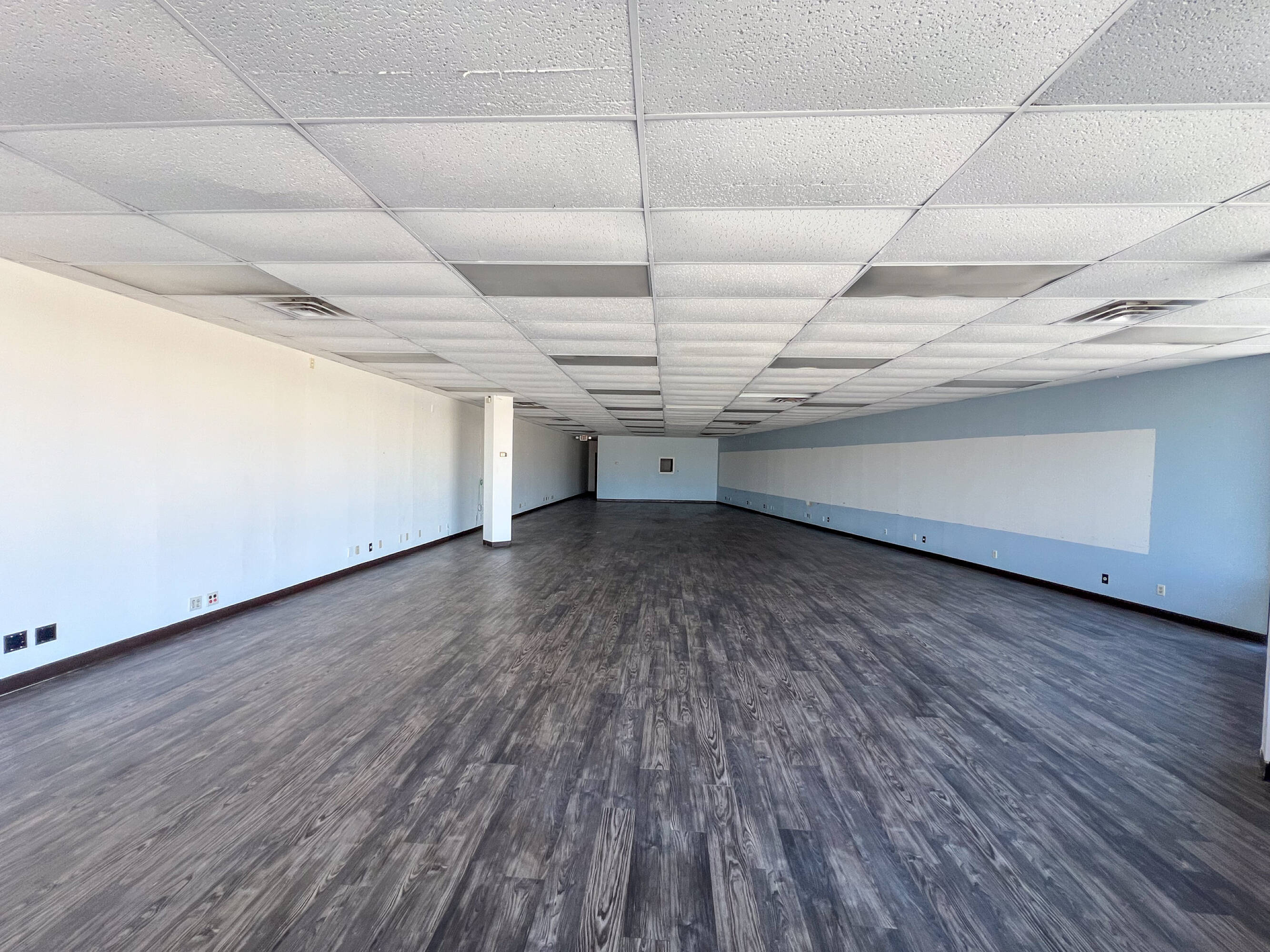 1305 SW Loop 410, San Antonio, TX 78227 | Crexi.com