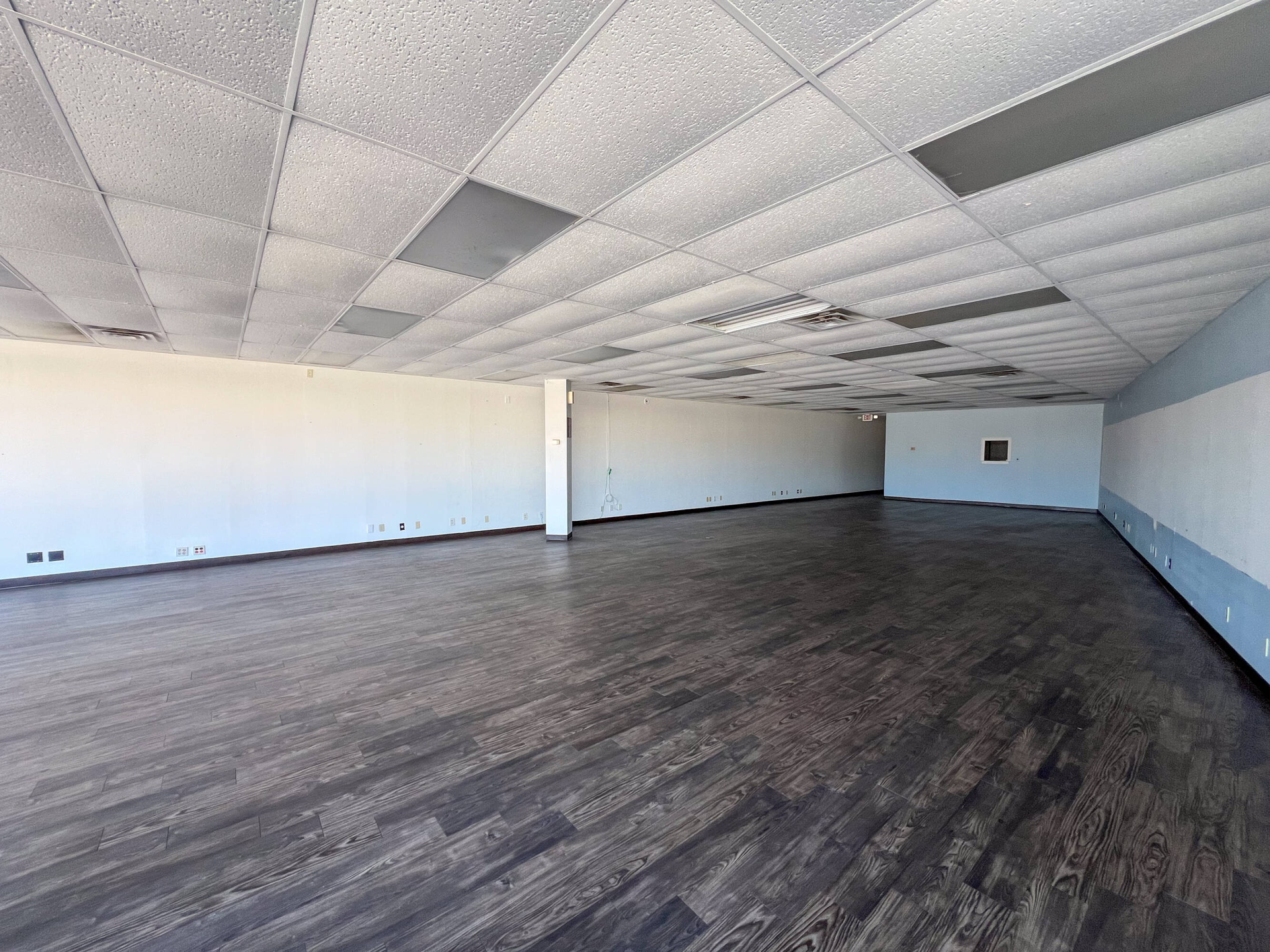 1305 SW Loop 410, San Antonio, TX 78227 | Crexi.com