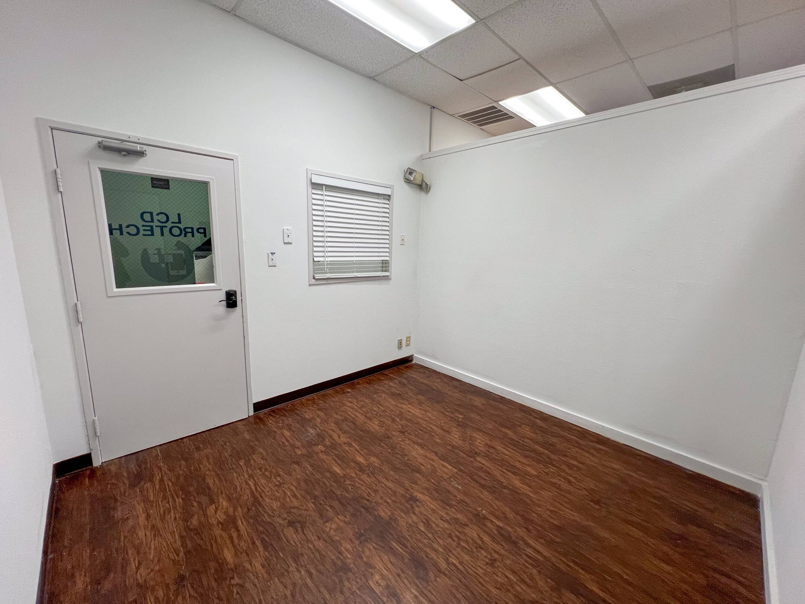 1305 SW Loop 410, San Antonio, TX 78227 | Crexi.com