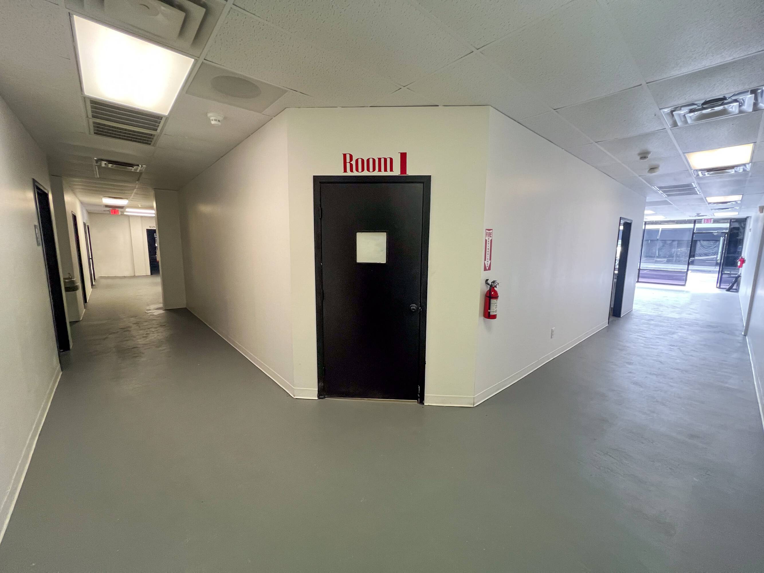 1305 SW Loop 410, San Antonio, TX 78227 | Crexi.com