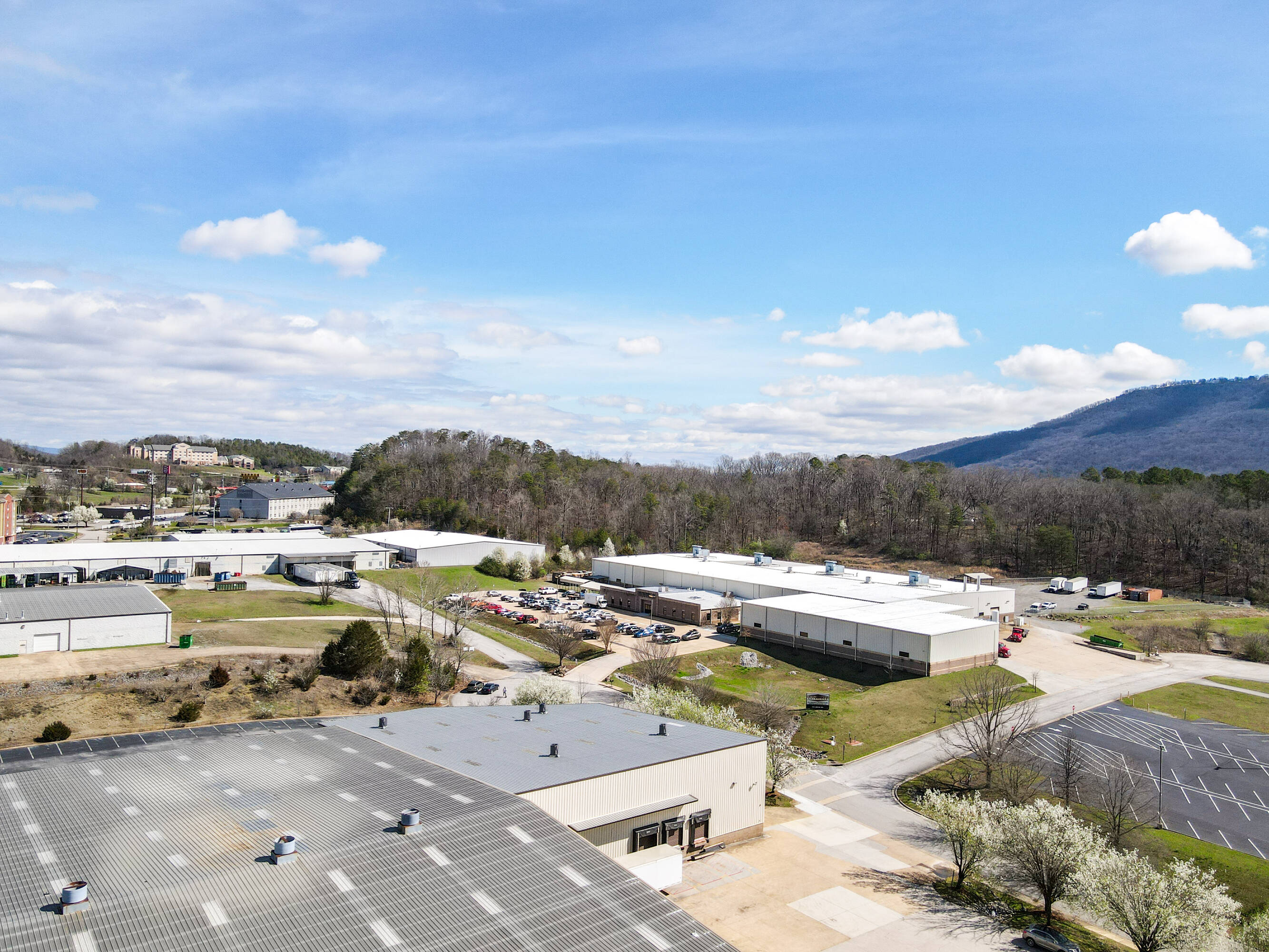 351 LABELING WAY Chattanooga TN 37419-2395 APN: 154 009.31 | Crexi.com